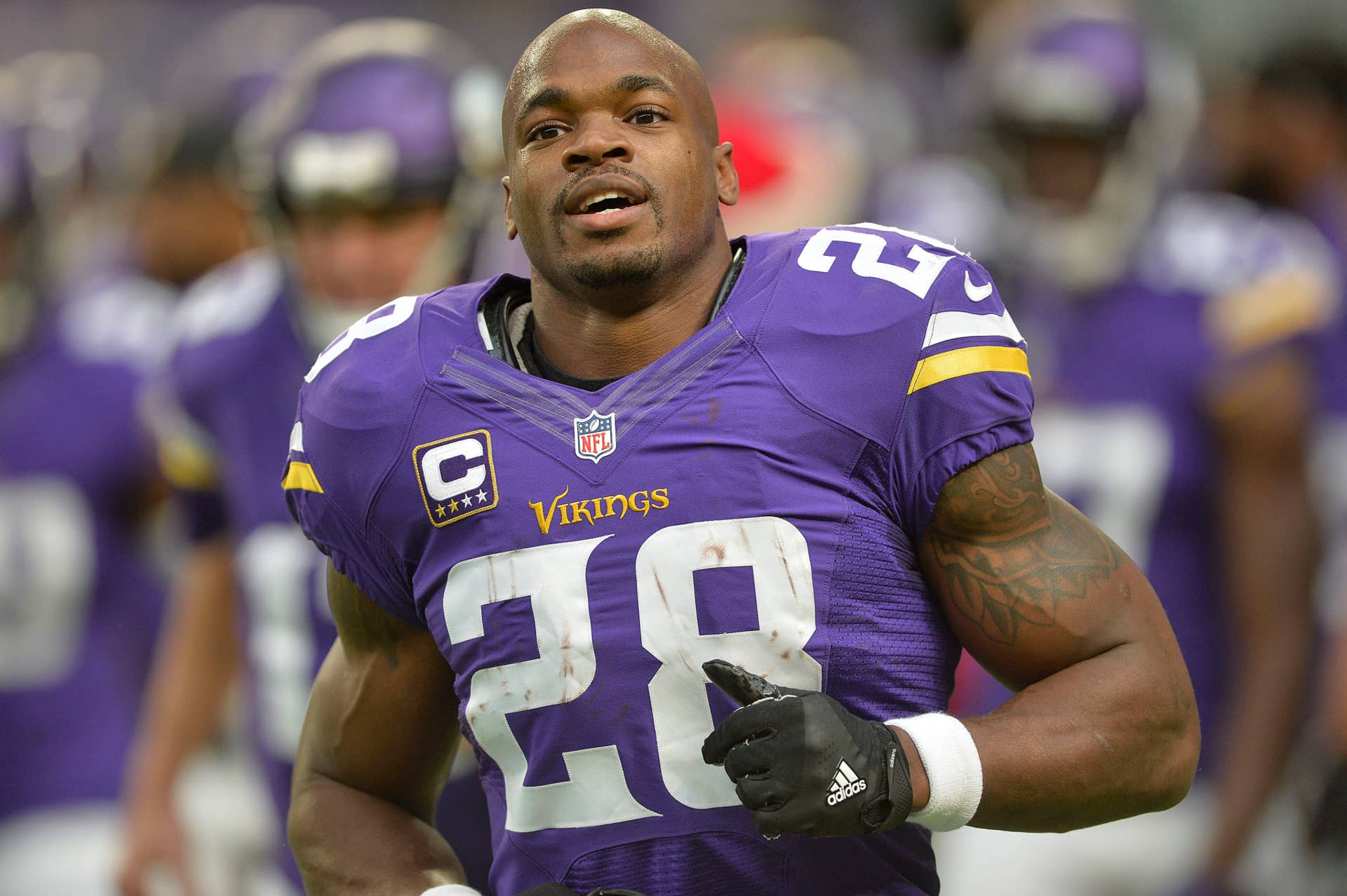 Former NFL Star Adrian Peterson Announces Decision On Coaching - The Spun