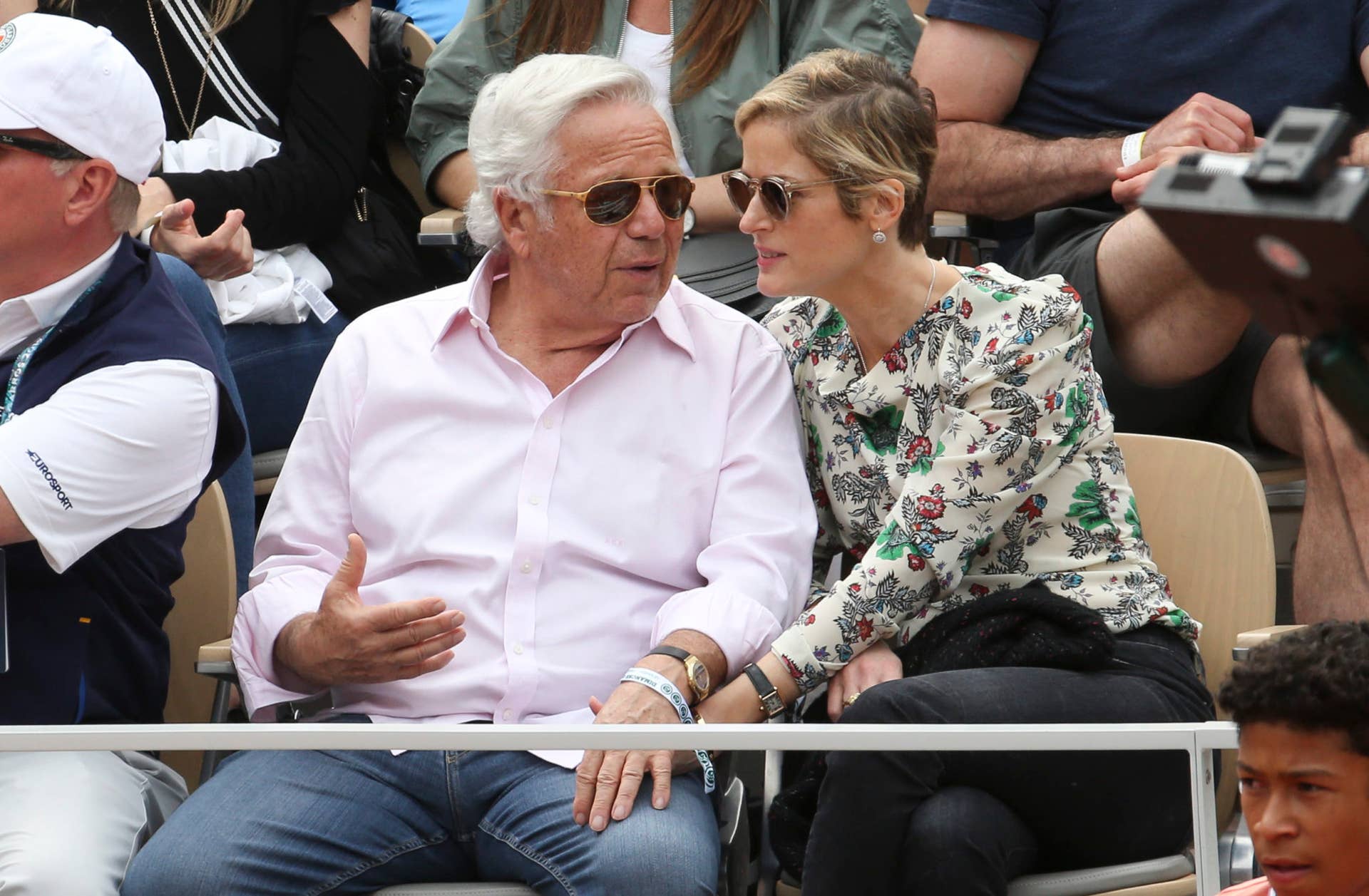 The 5 Best Photos Of Robert Kraft's Wife, Dana Blumberg - The Spun