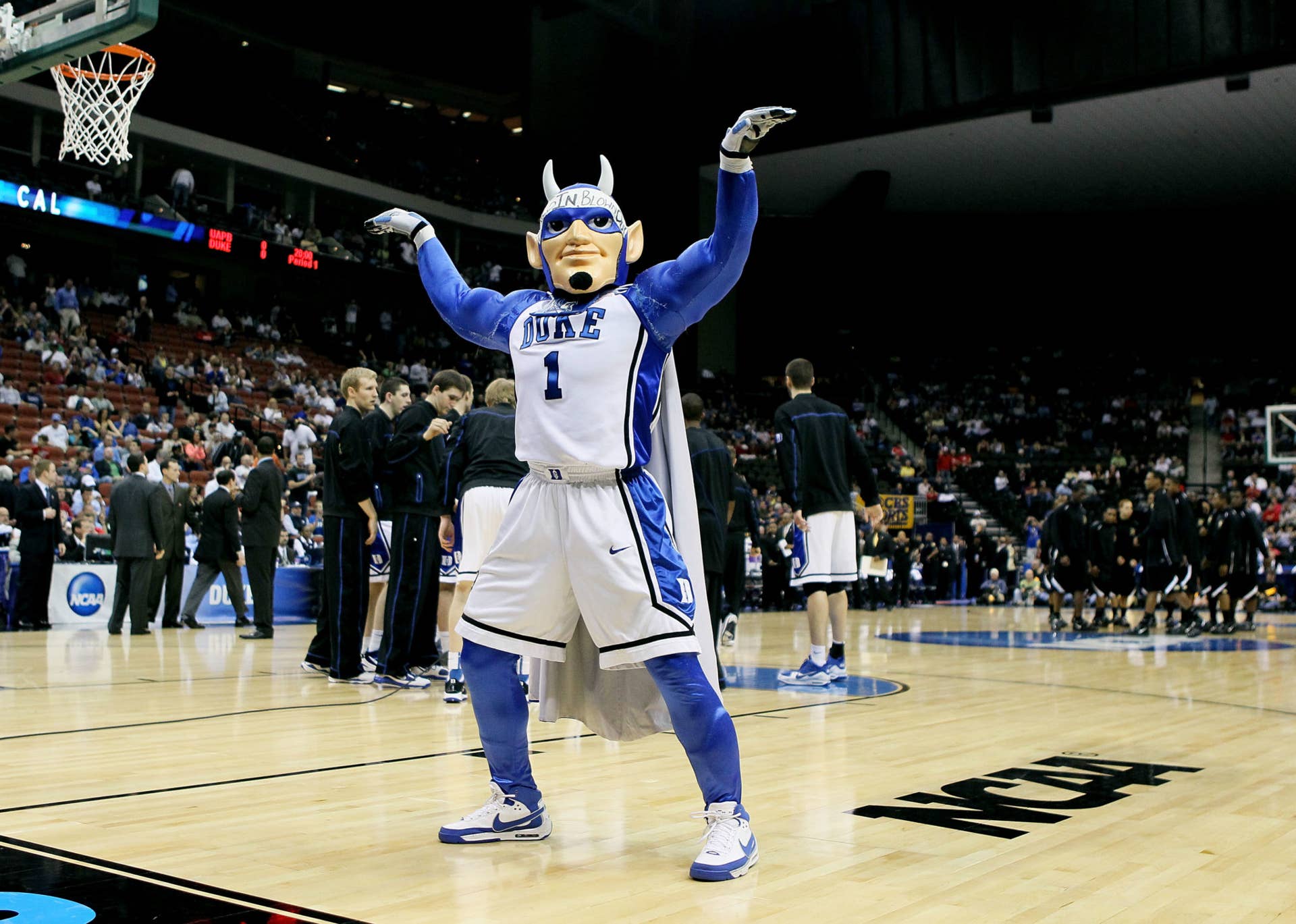 Amazon Will Broadcast 3 Major Duke Basketball Games Next Season - The Spun