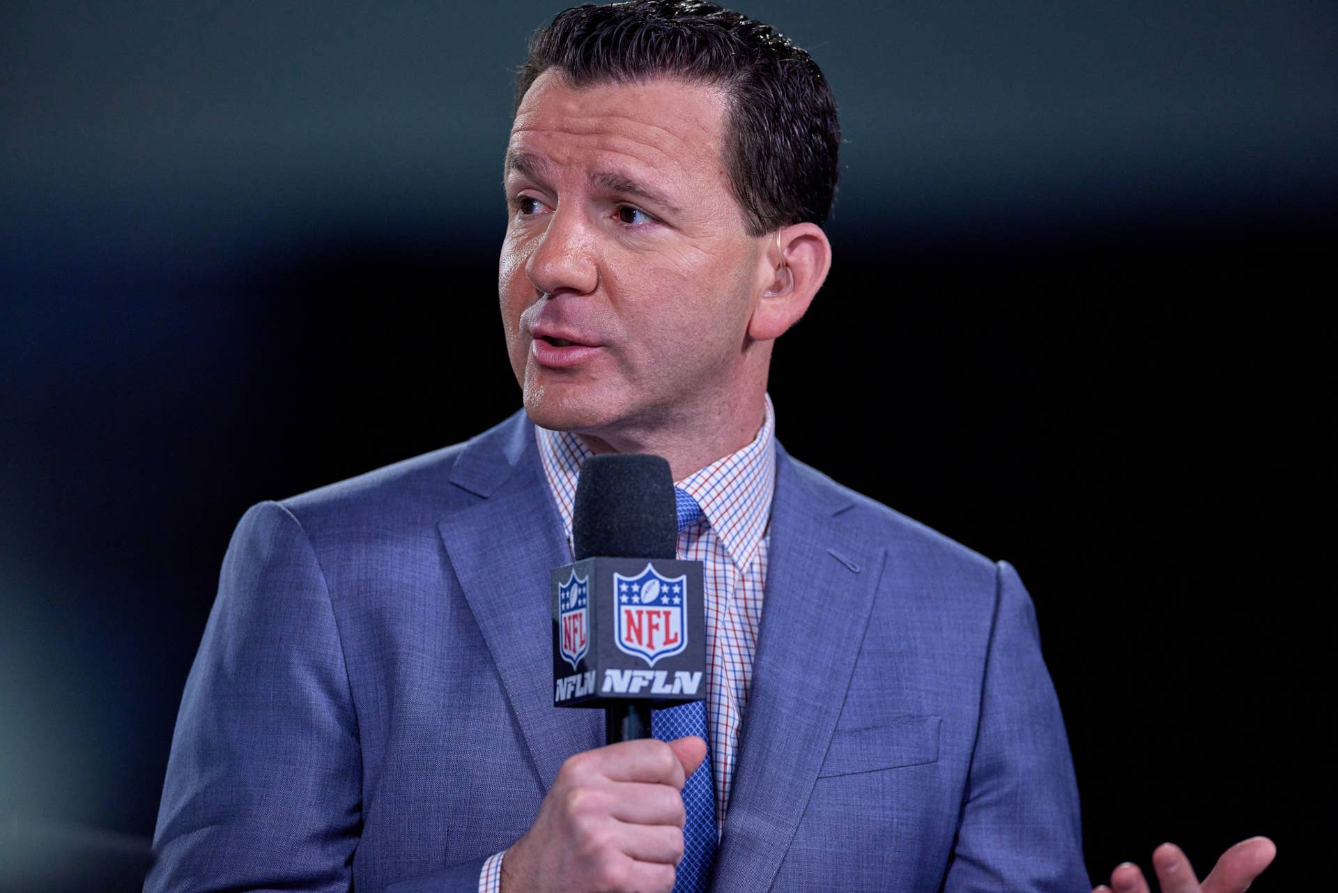 ESPN Has Already Made Decision On NFL Insider Ian Rapoport - The Spun