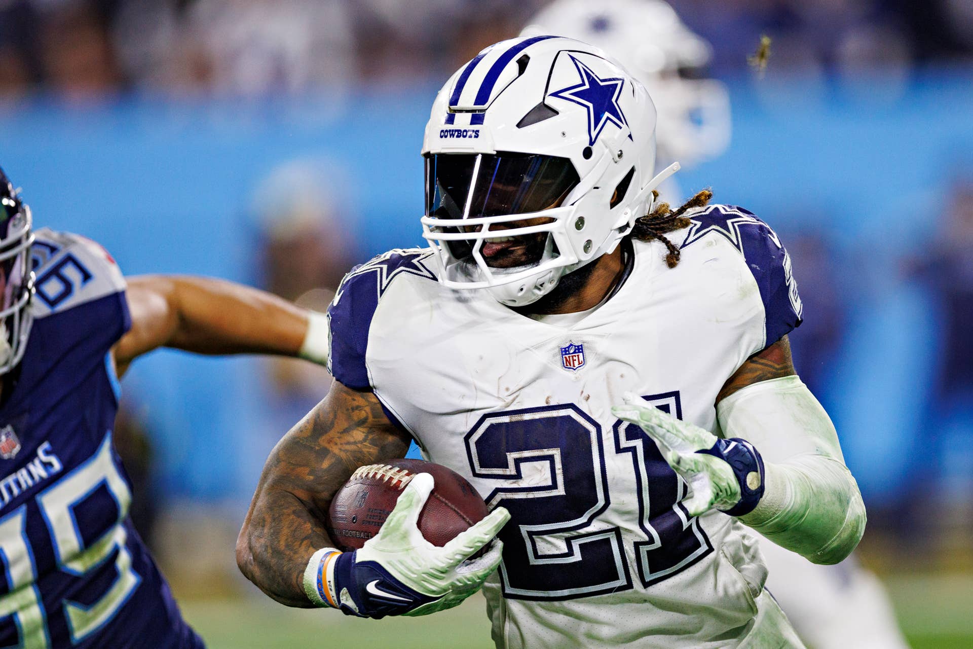 Details Emerge From Ezekiel Elliott's Troubling Behavior With Cowboys ...