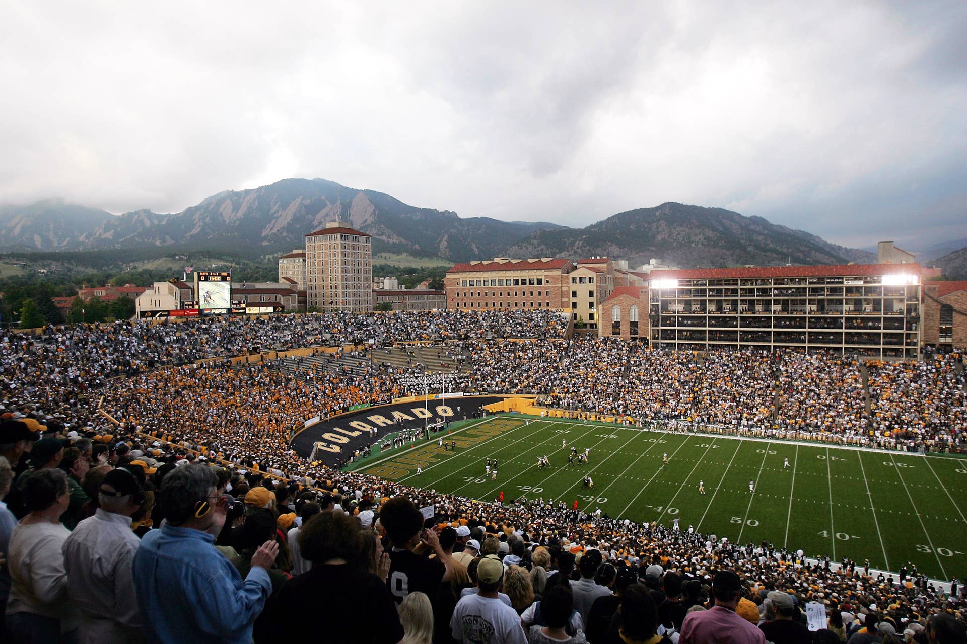 Colorado Saddened By Death Of Legendary College Football Coach - The Spun