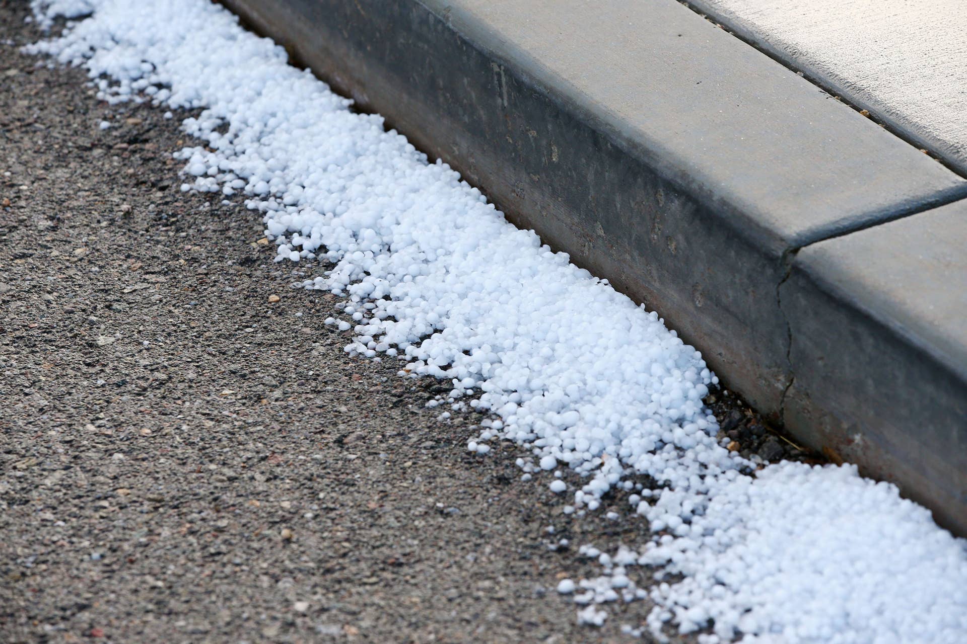 'Severe' Hail Warning Issued For 7 U.S. States Thursday - The Spun
