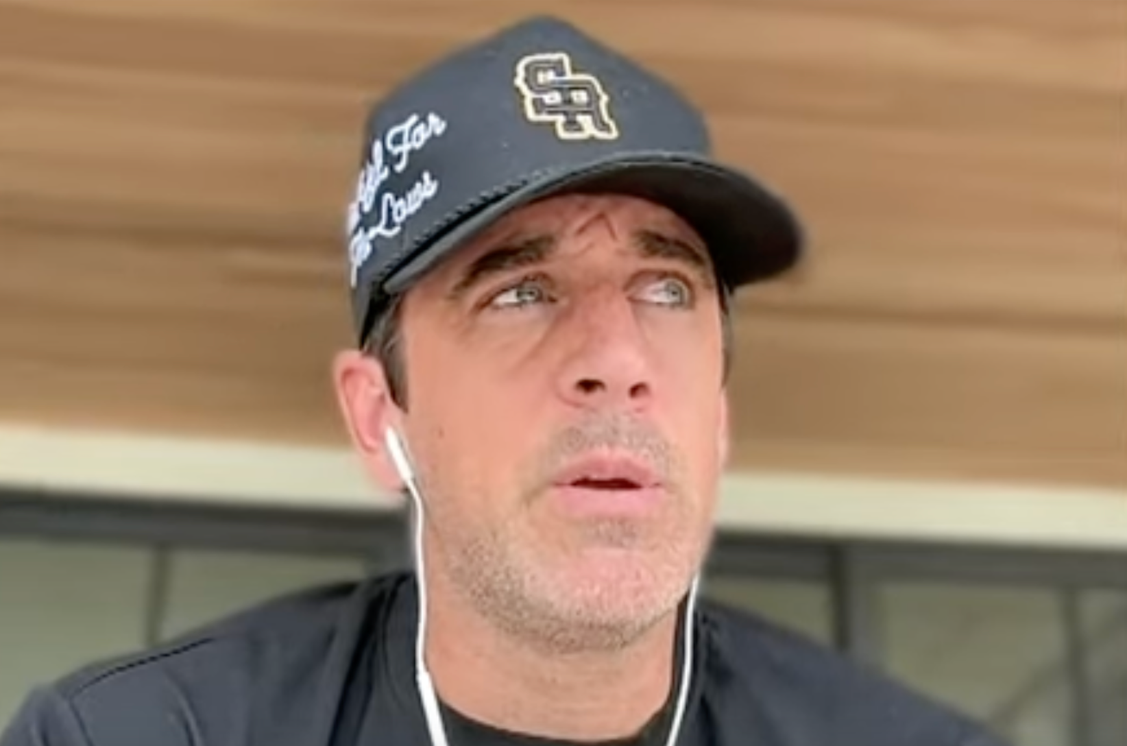 Aaron Rodgers Announces Heartbreaking Personal News - The Spun