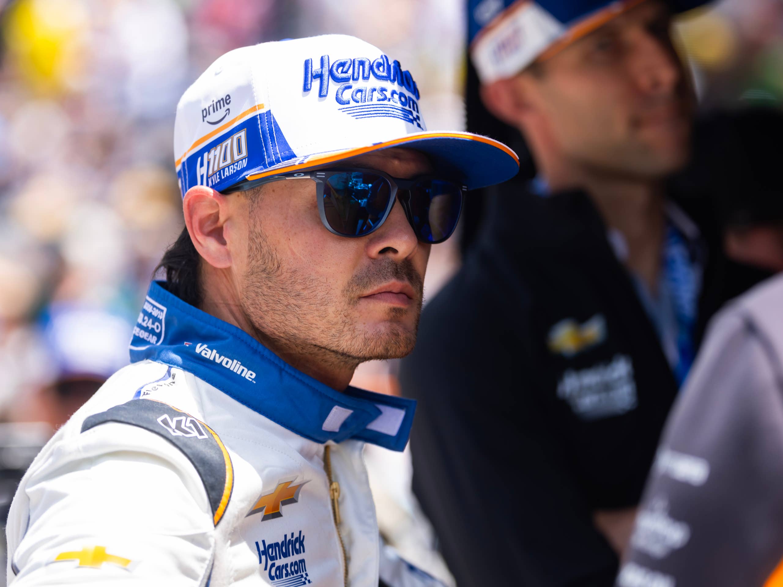 NASCAR Star Kyle Larson Made Generous Donation To Kyle Busch's Family ...