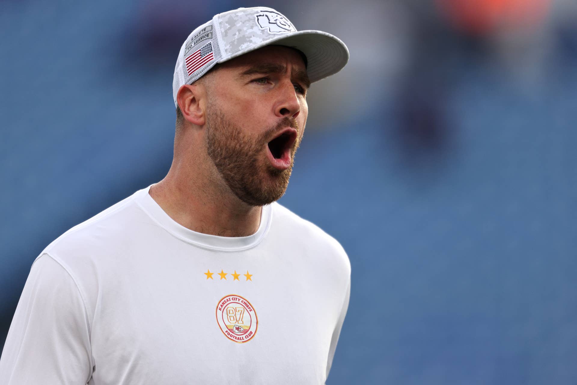 Travis Kelce Goes Viral For Pregame Outfit vs. Bills On Sunday - The Spun