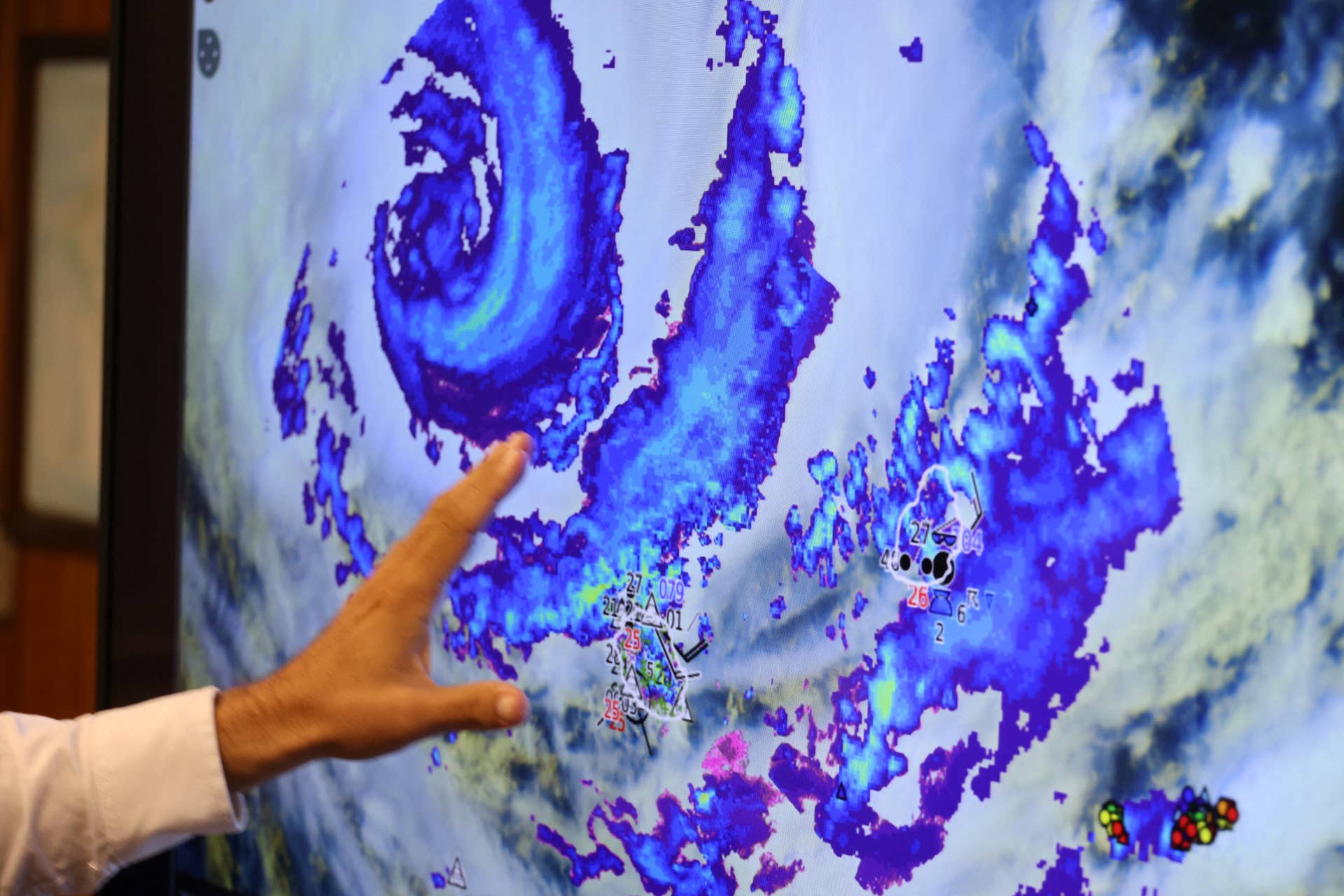 Beloved U.S. Weatherman Breaks Silence On Abrupt Firing - The Spun