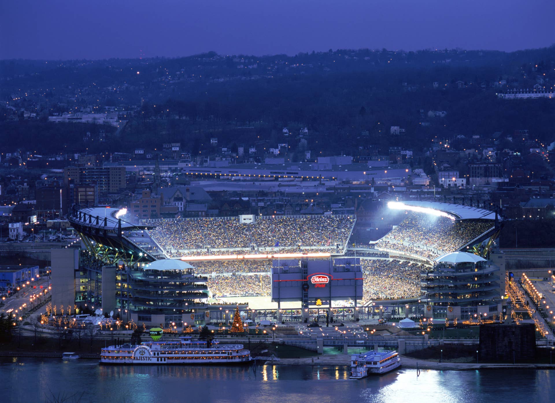 NFL Players File Official Complaint About Stadium's 'Terrible' Field ...