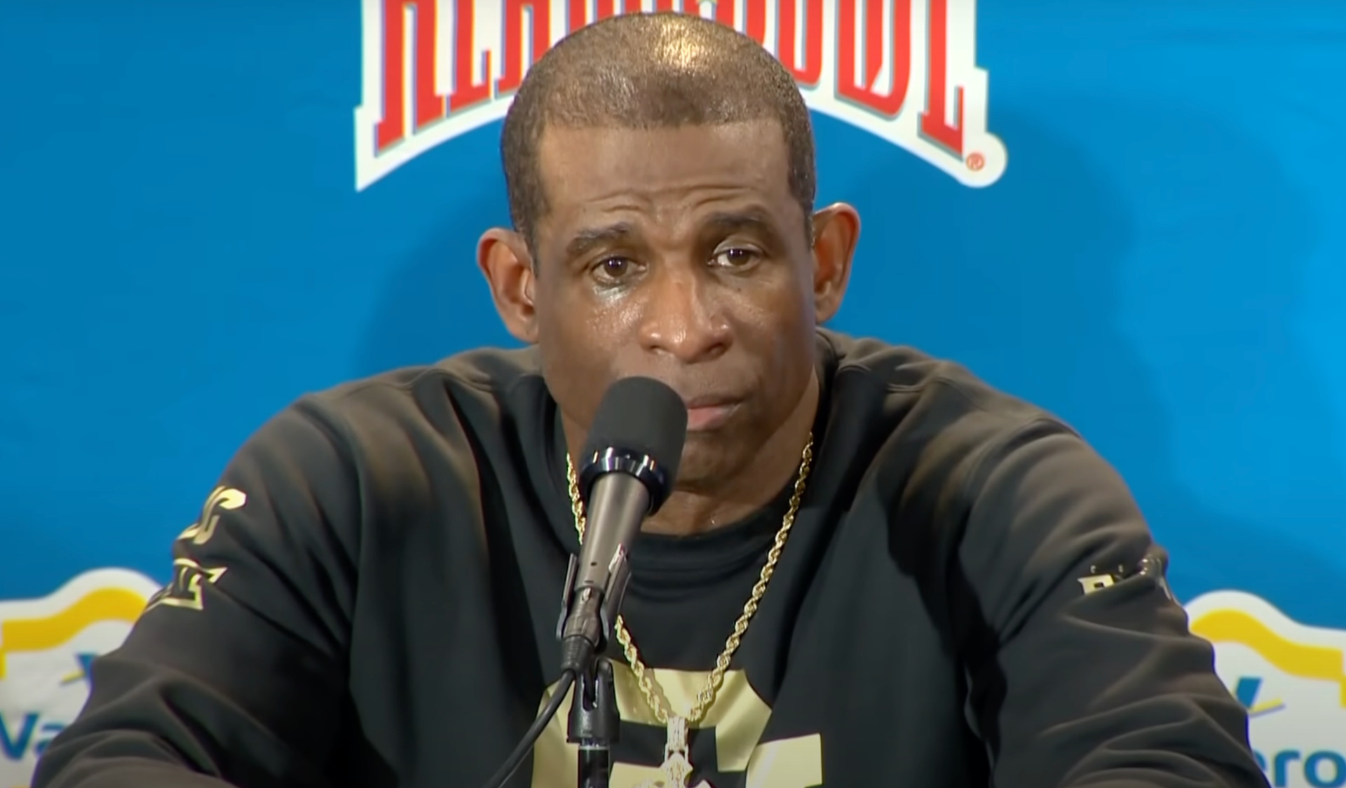 Prayers Pouring In For Deion Sanders Heading Into Monday - The Spun