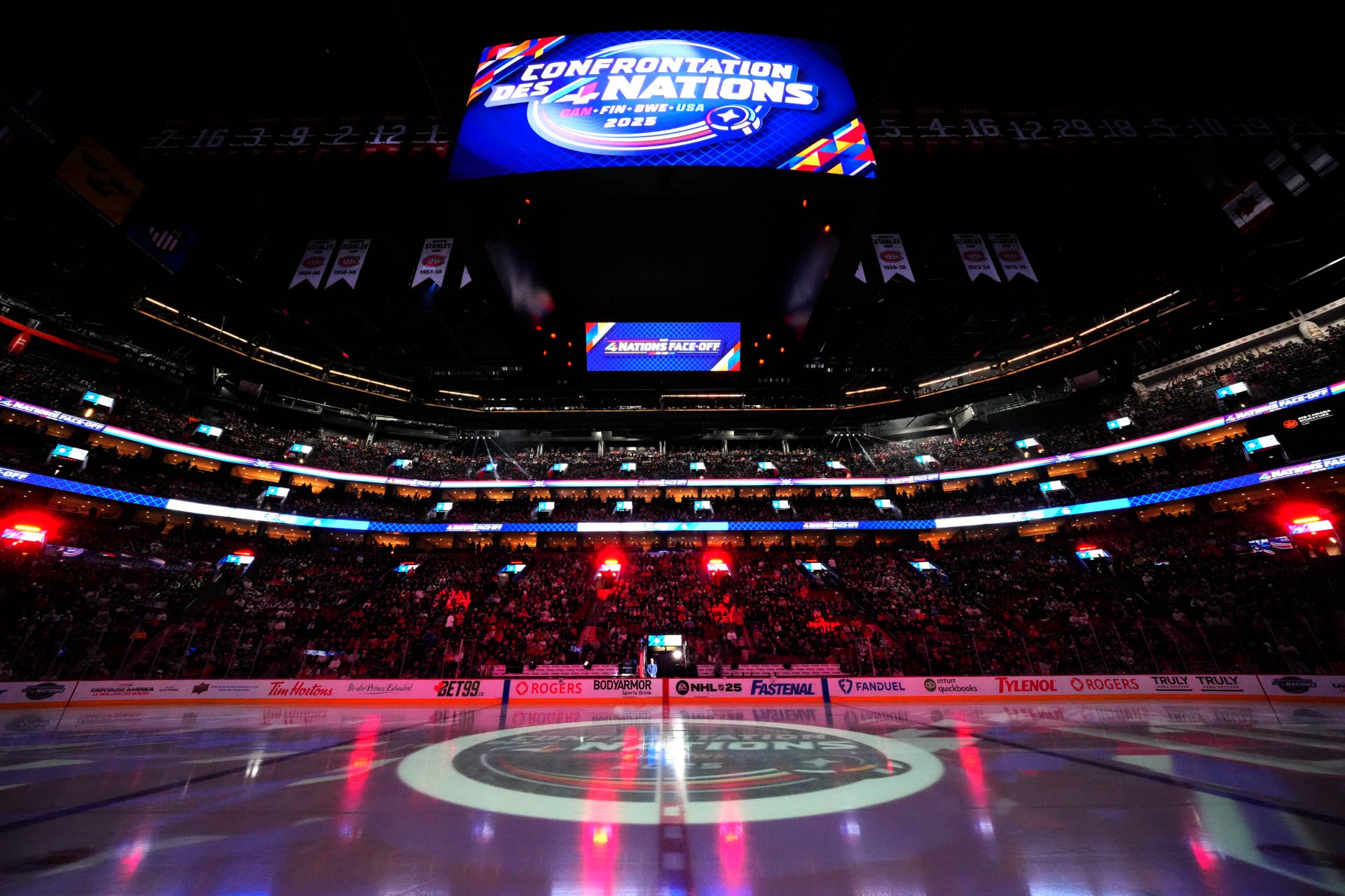 Canadian Fans Ripped For 'Classless' Behavior On Saturday Night - The Spun