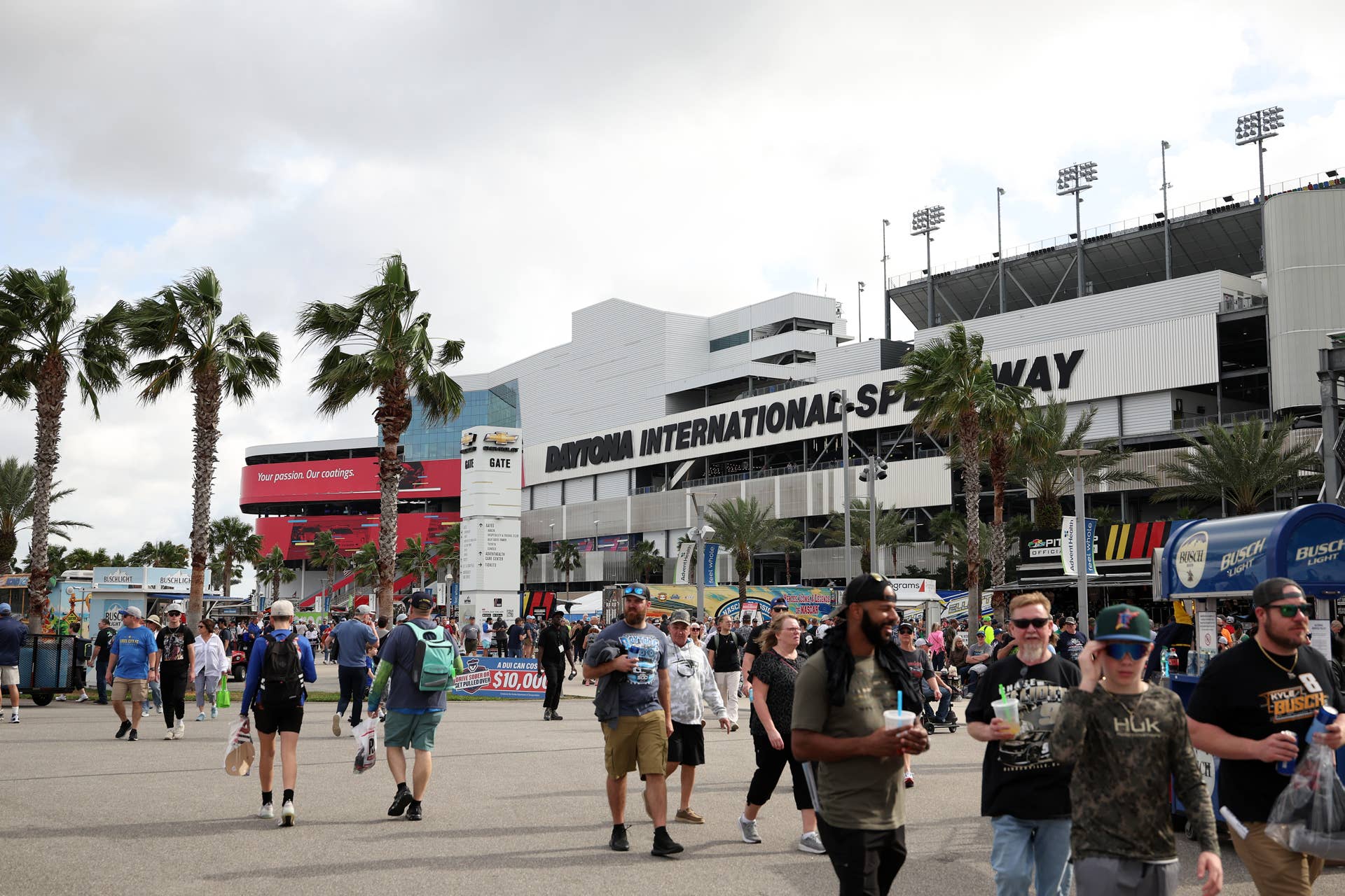 NASCAR Announces Change To Daytona 500 Start Time - The Spun