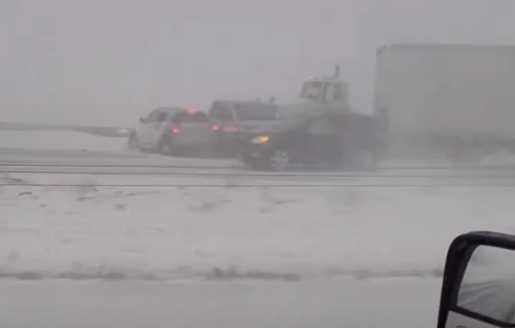 'Massive' Pileup Accident On Snowy U.S. Highway - The Spun