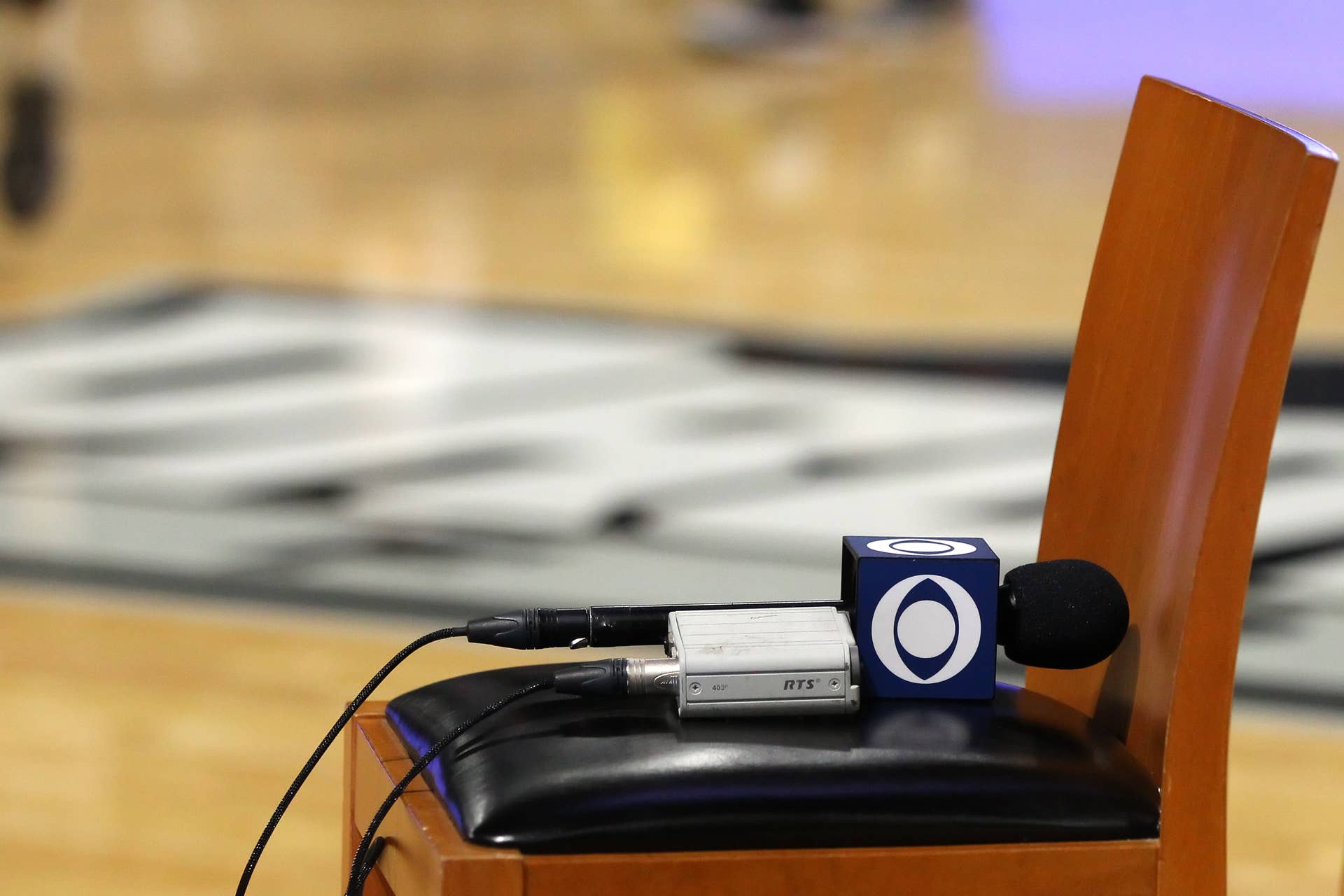 Longtime College Football Reporter Announces Retirement After 27 Years ...