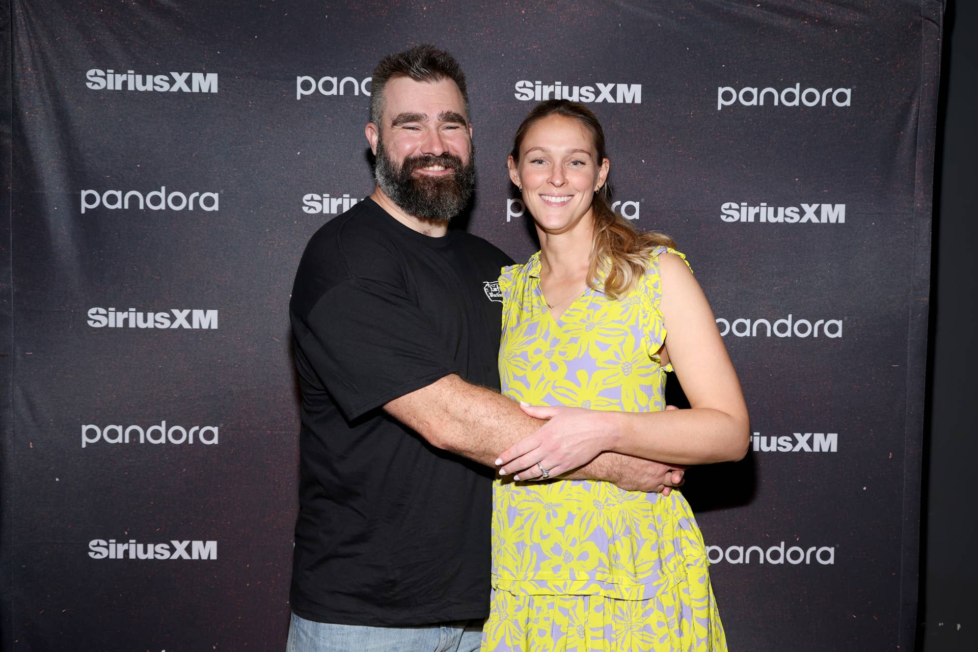 Jason Kelce's Wife, Kylie, Is Facing Calls To Apologize - The Spun
