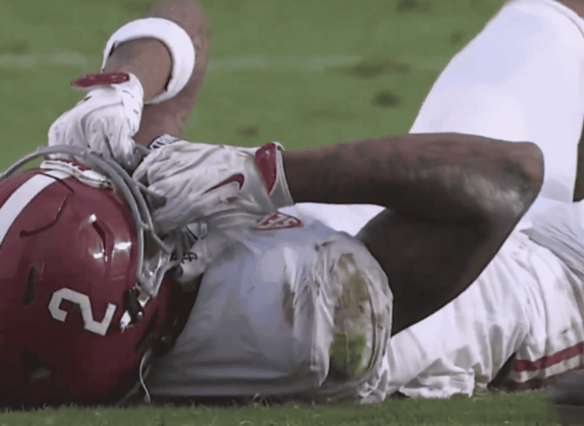 Controversial Targeting Call In Alabama-FSU Leaves Fans Confused And ...