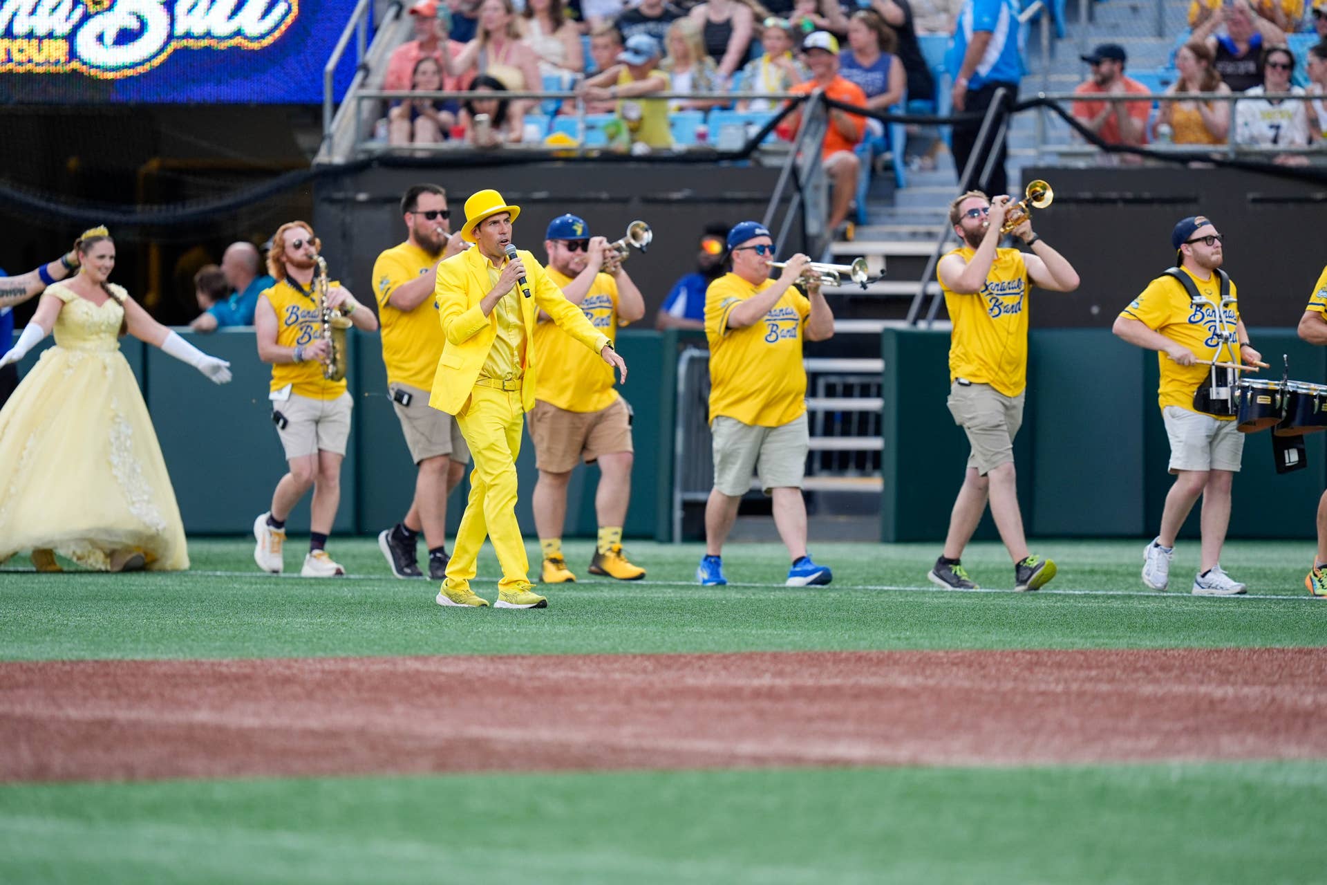 The Average Salary Of A Savannah Bananas Player Is Out - The Spun