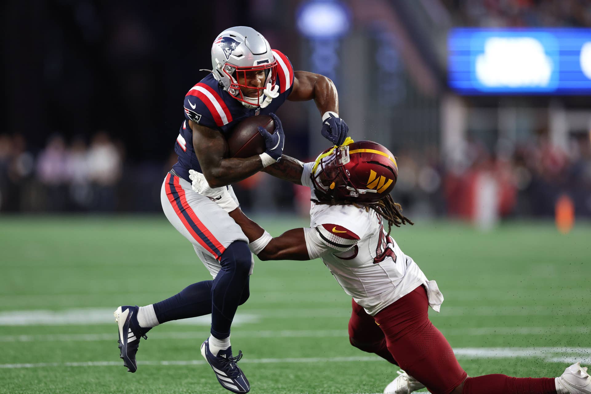 TreVeyon Henderson Shoots Down Rumor About Mike Vrabel Situation - The Spun