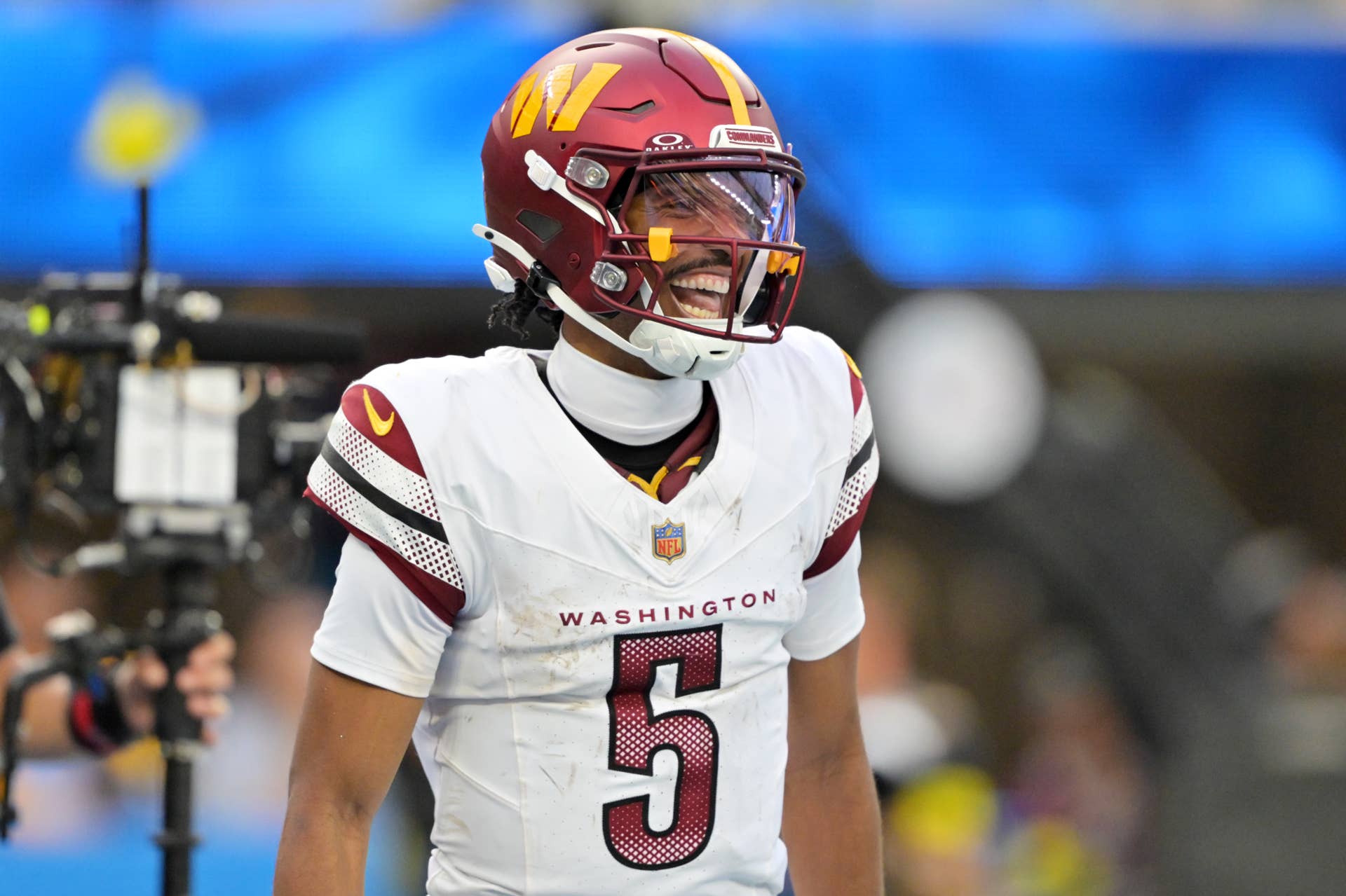Commanders Get 'Good Sign' On Jayden Daniels' Status Tuesday - The Spun
