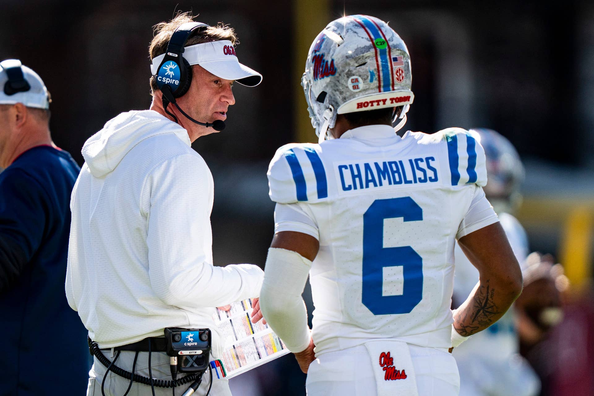 Ole Miss Player's Dad Reveals Team's Final Message To Lane Kiffin - The ...
