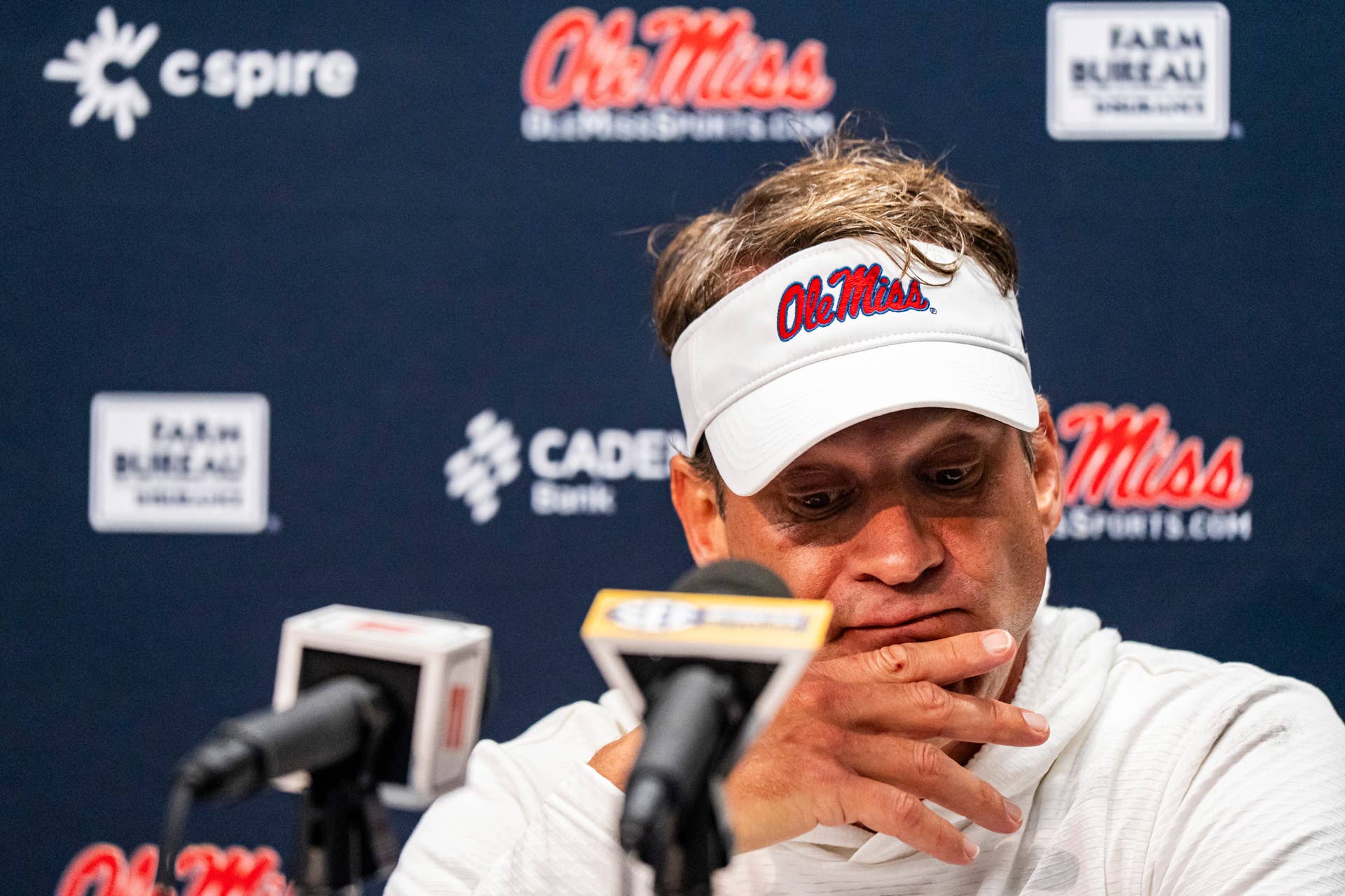 Ole Miss Player's Dad Reveals Team's Final Message To Lane Kiffin - The ...