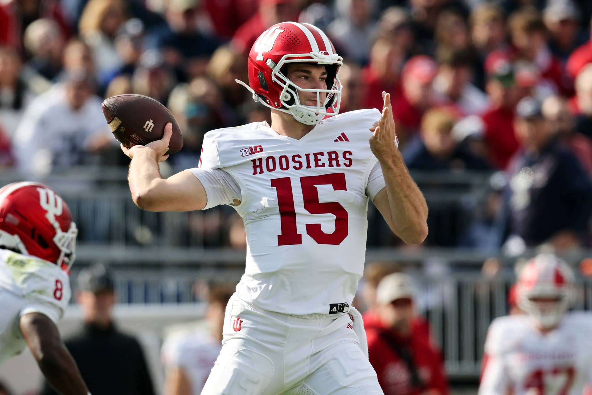 3 Finalists Announced For The 2025 Maxwell Award - The Spun