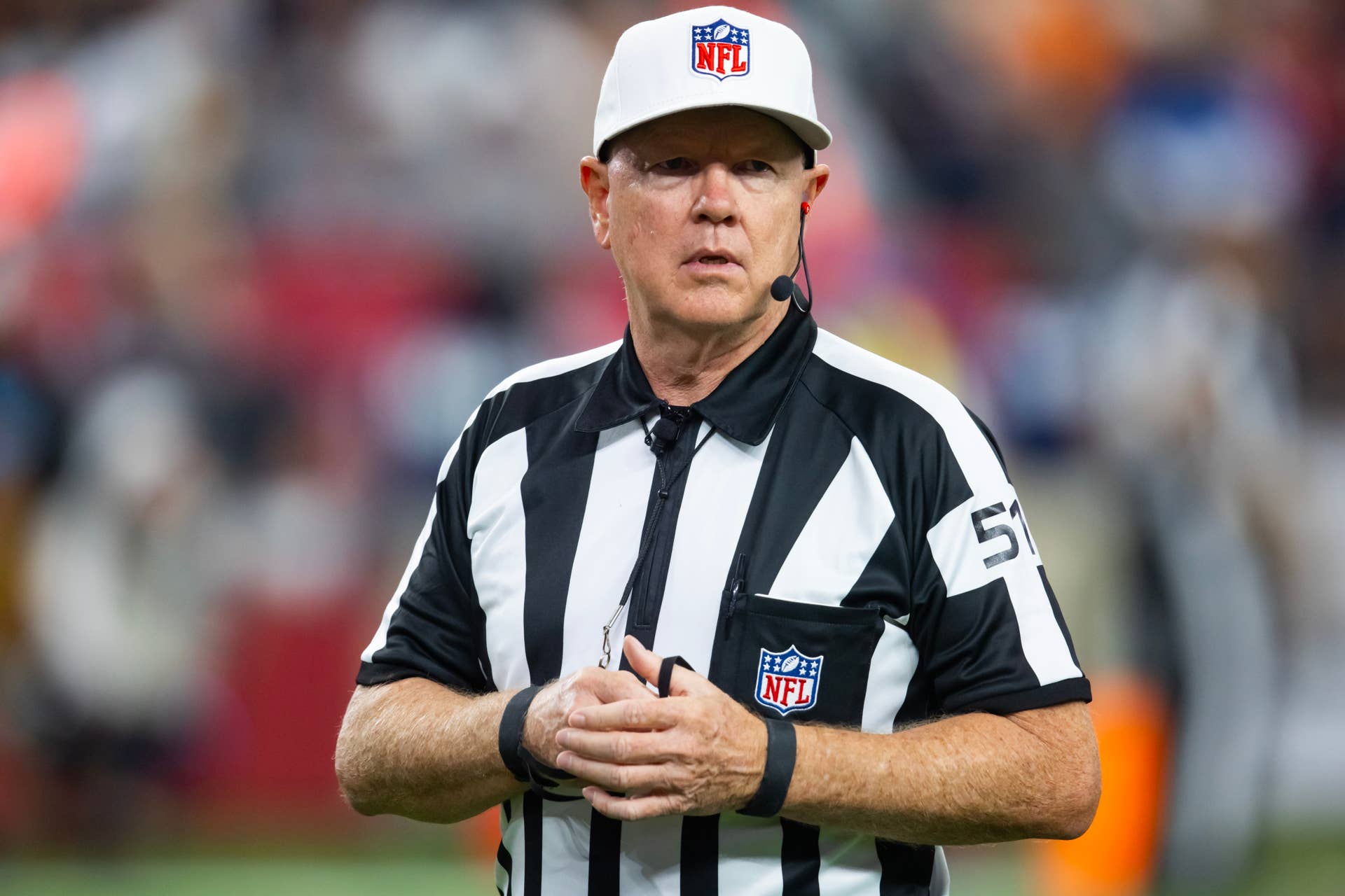 NFL Fans Want Longtime Referee 'Investigated' After Saturday - The Spun