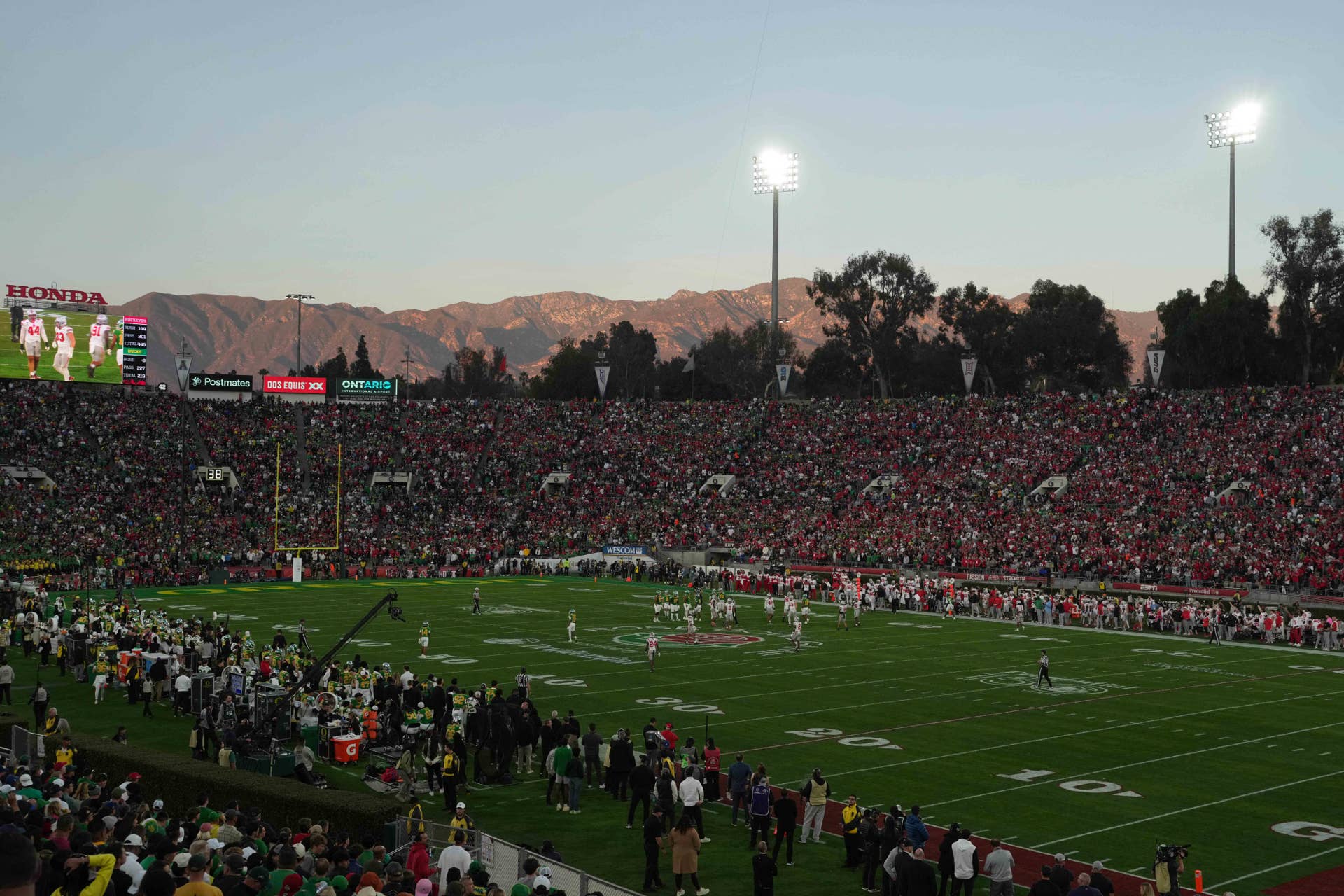 College Football's 10 Best Stadiums Named Ahead Of 2026 Season - The Spun