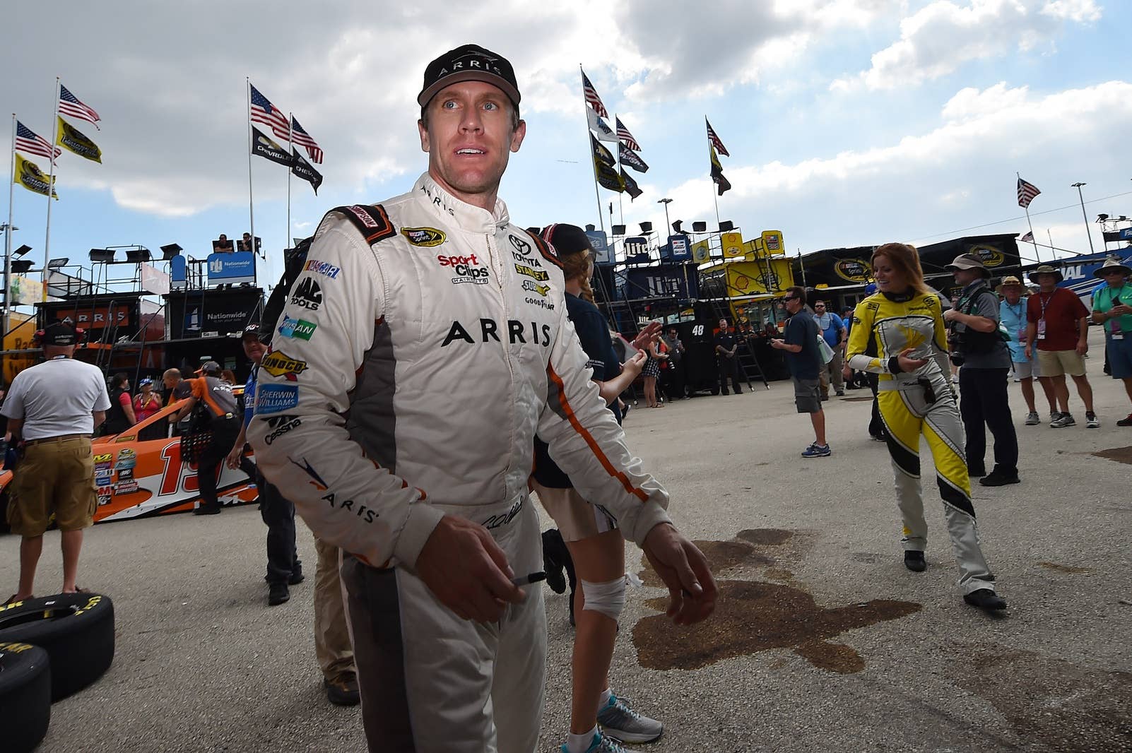 Catching Up With NASCAR Star Carl Edwards - The Spun