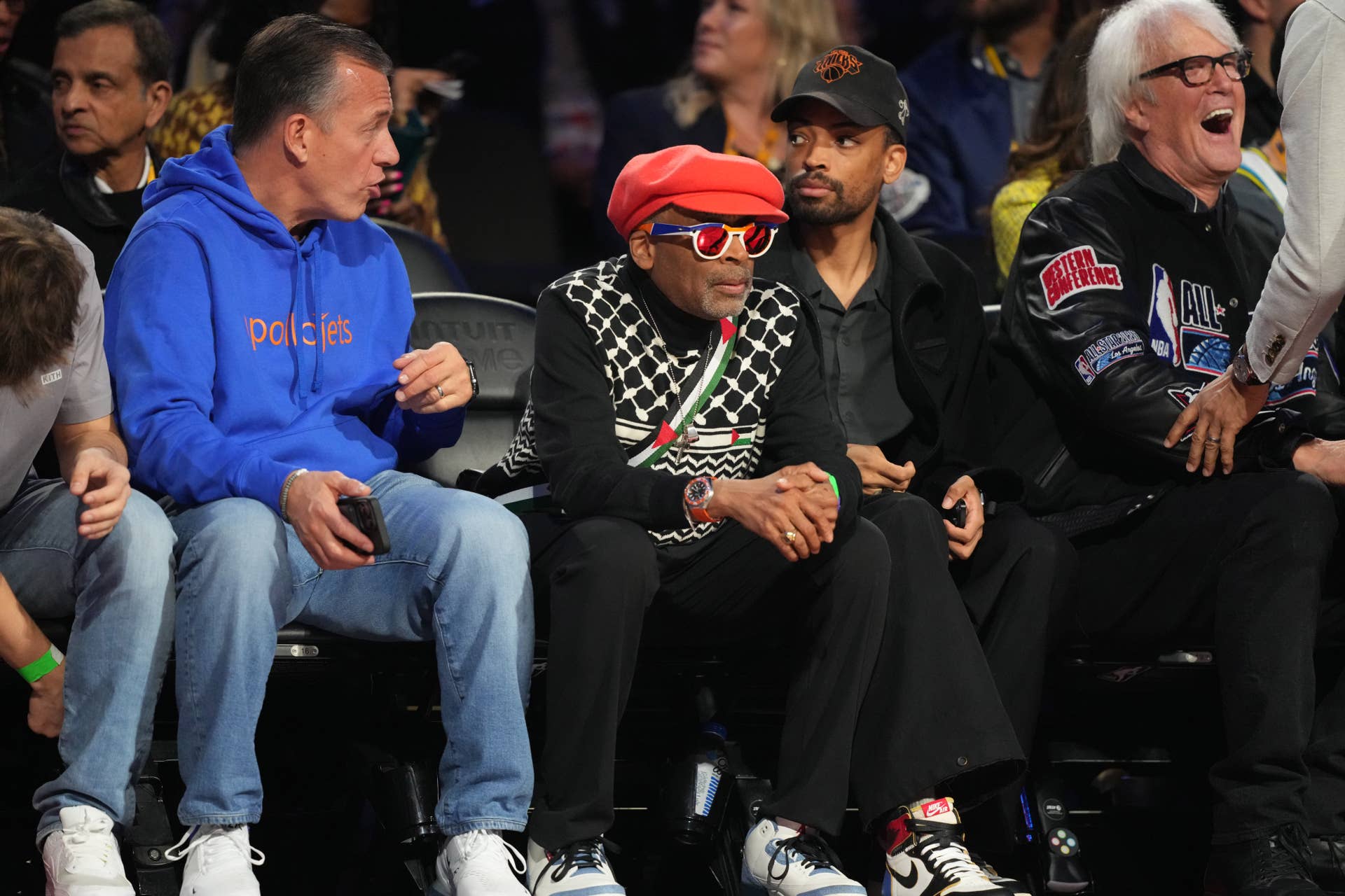 Spike Lee Apologizes For His NBA All-Star Game Outfit - The Spun