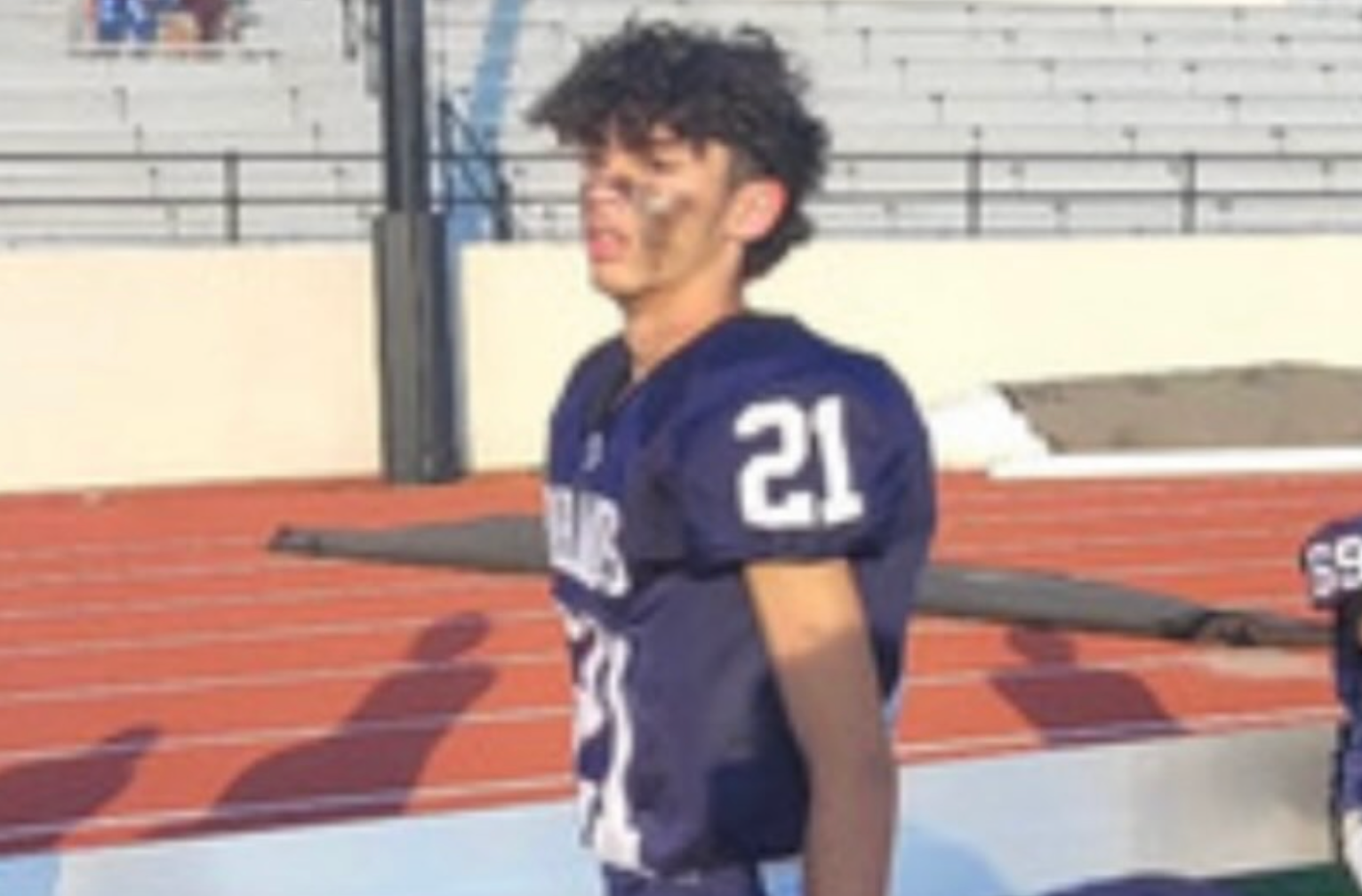 Beloved Football Player Dies From 'Devastating' Rare Disease at 17 ...