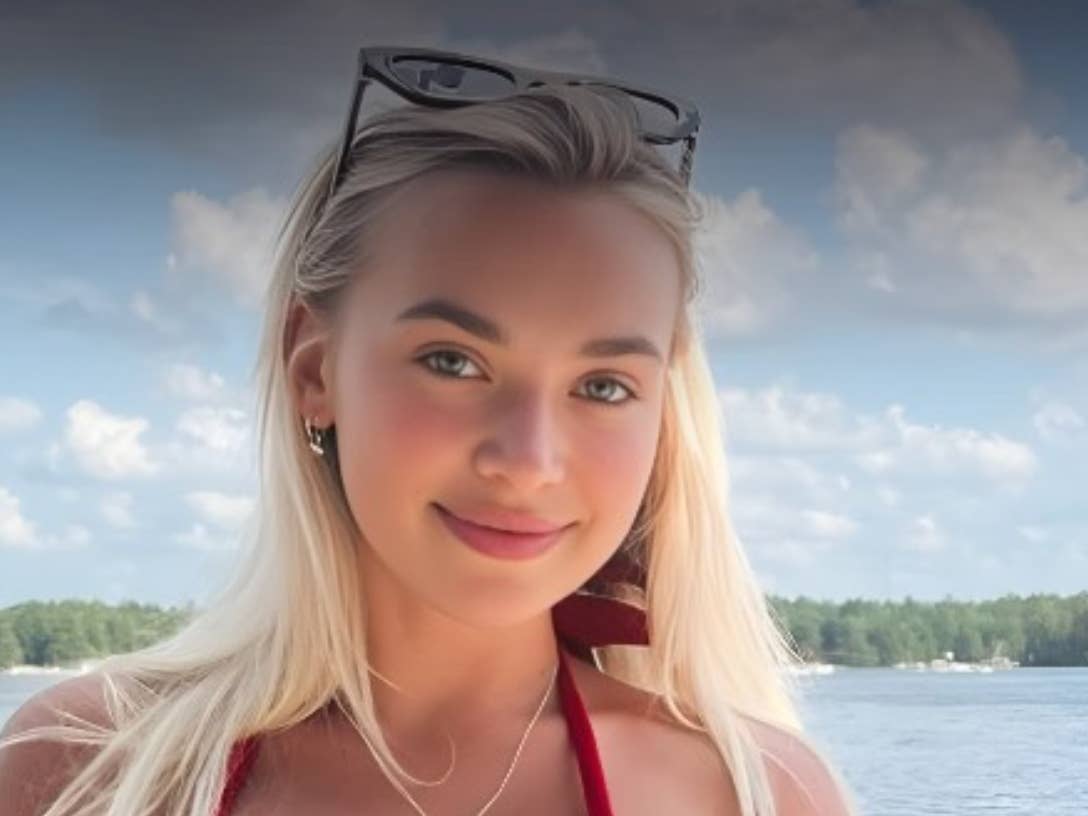 Swimsuit Photo Of Nascar Driver Natalie Decker Causes Stir The Spun