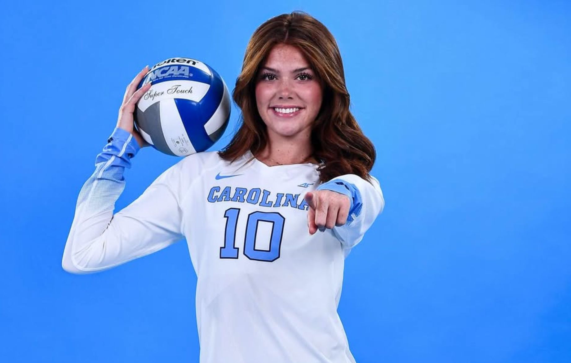 Meet Michael Malone's Daughter, A UNC Volleyball Player - The Spun