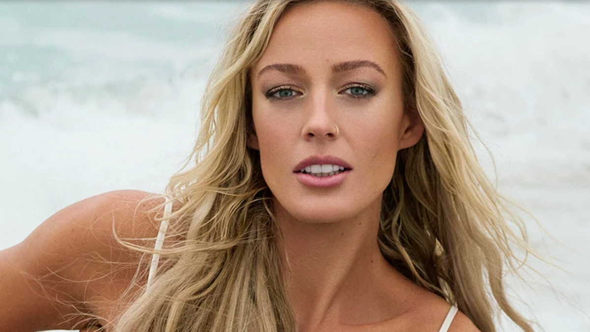 Sophie Cunningham Stuns In Sports Illustrated Swimsuit Photo - The Spun