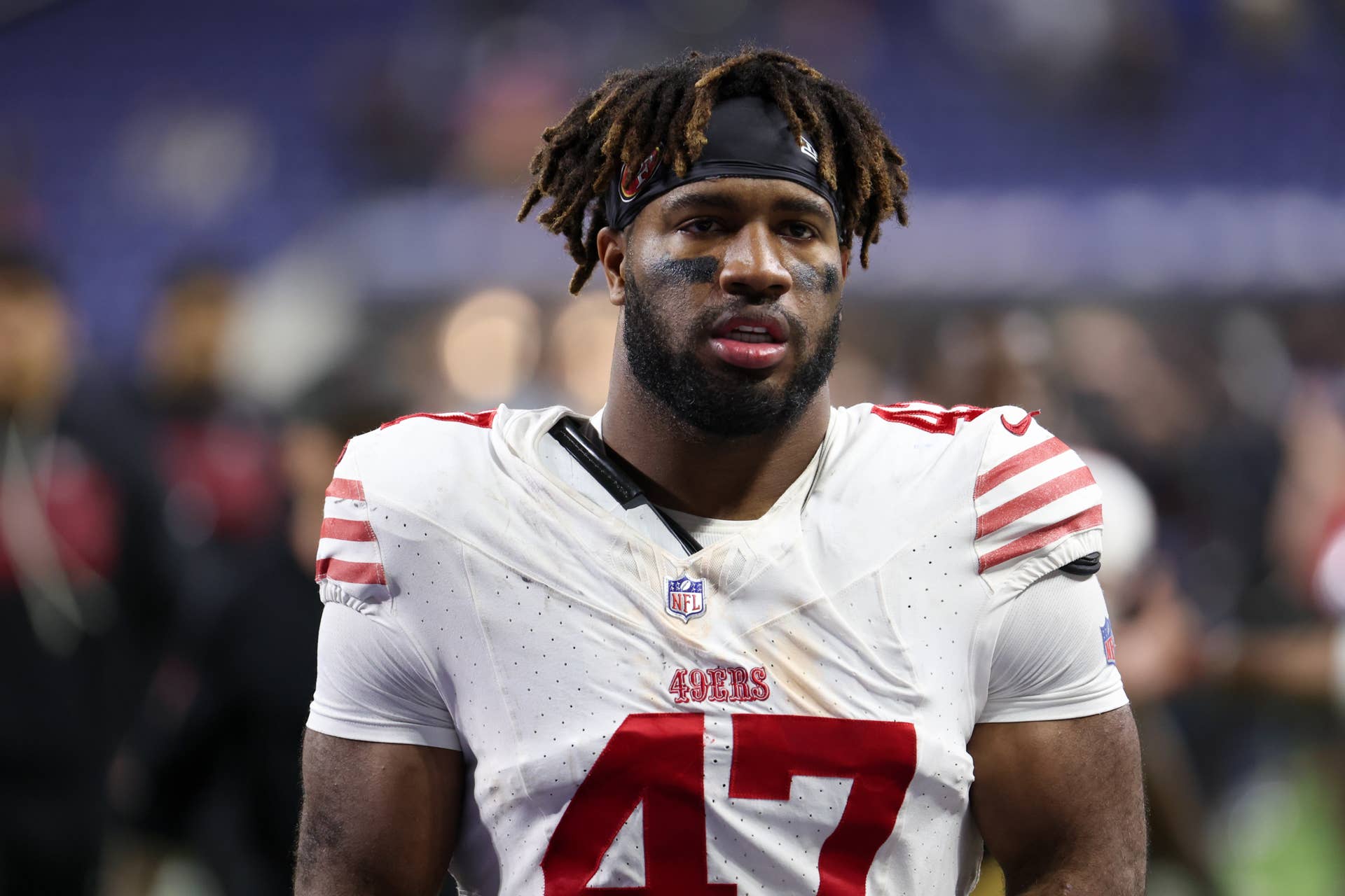49ers' Bryce Huff Announces Surprising NFL Retirement At 27 - The Spun