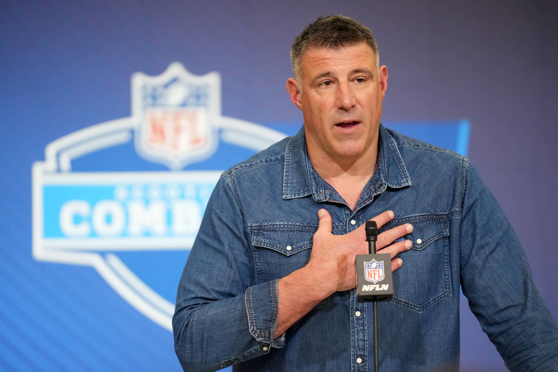 NFL Fans In Agreement On Problem With Mike Vrabel's Statement - The Spun