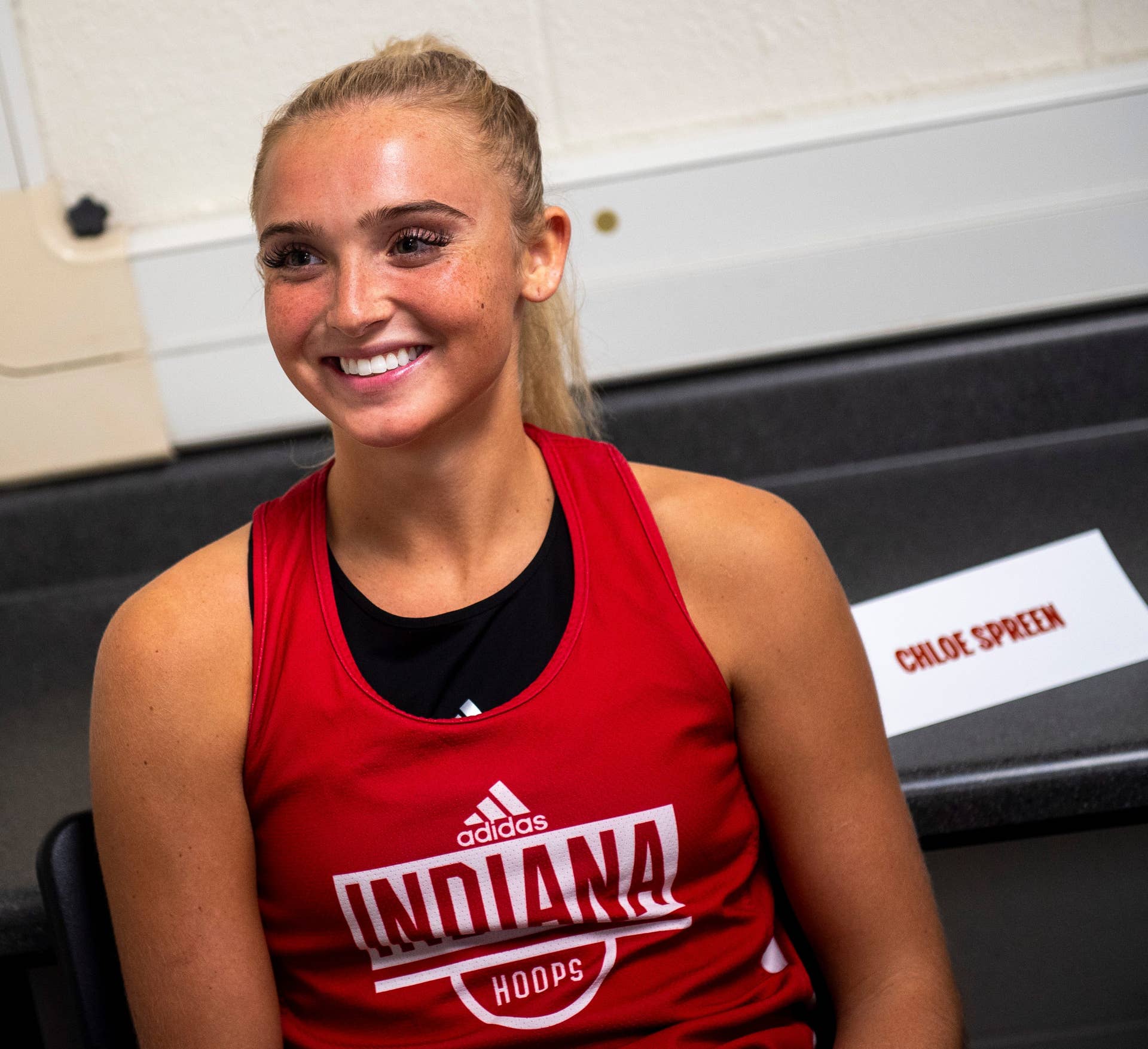 Photo Of Women's College Basketball Player Has 1.1 Million Views - The Spun