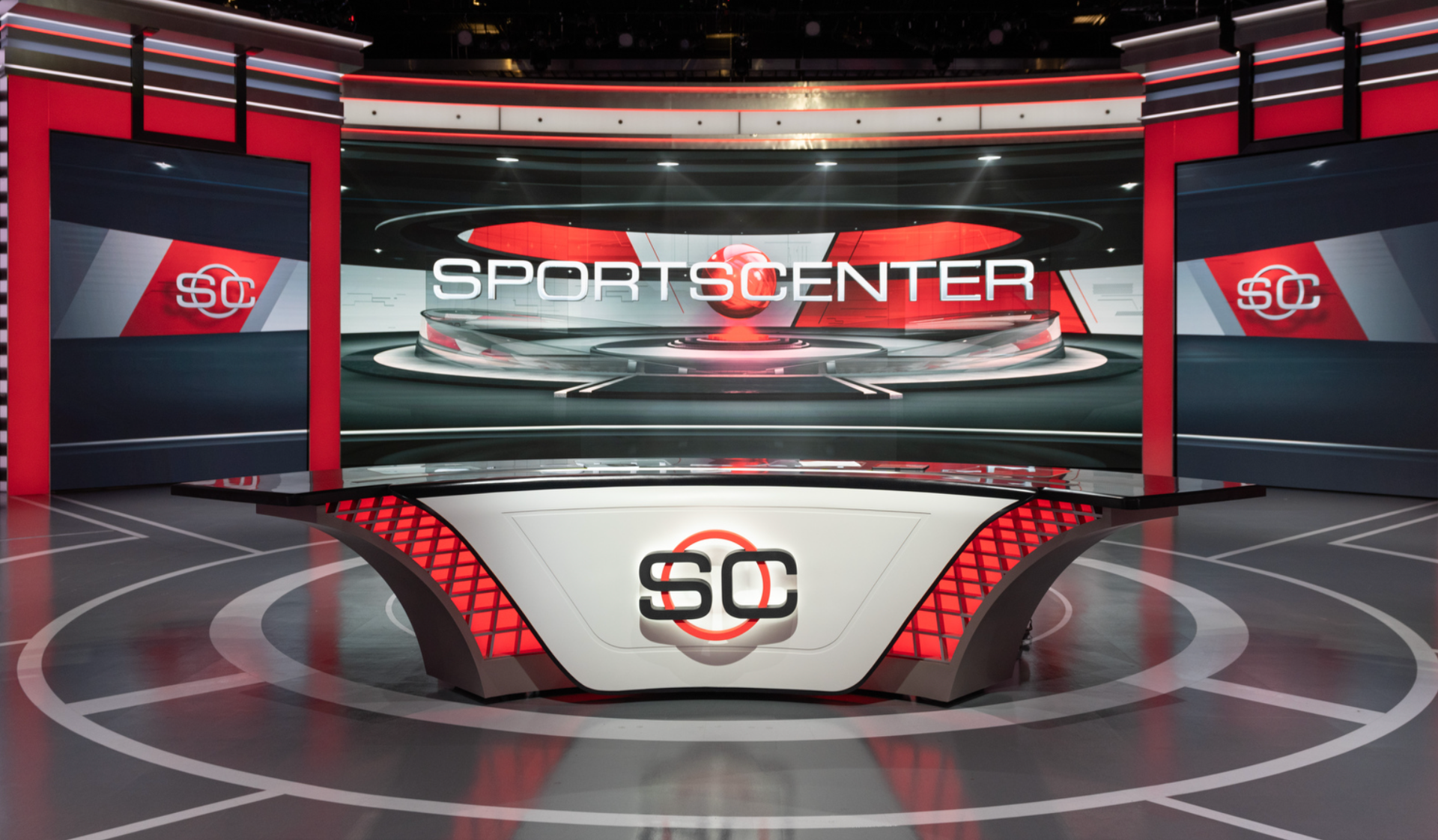 Meet The ESPN Sideline Reporter Blowing Up During The MLB Playoffs ...
