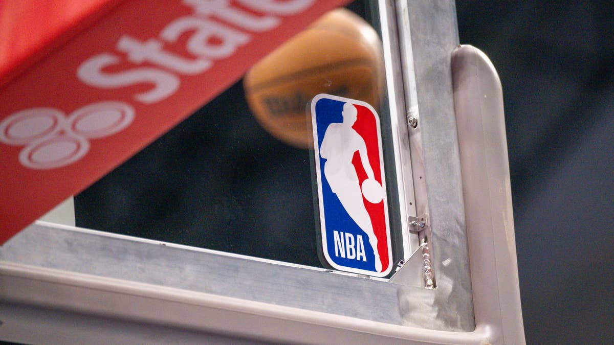 Tributes Pour In After NBA Announcer Dies Suddenly at 59 - The Spun