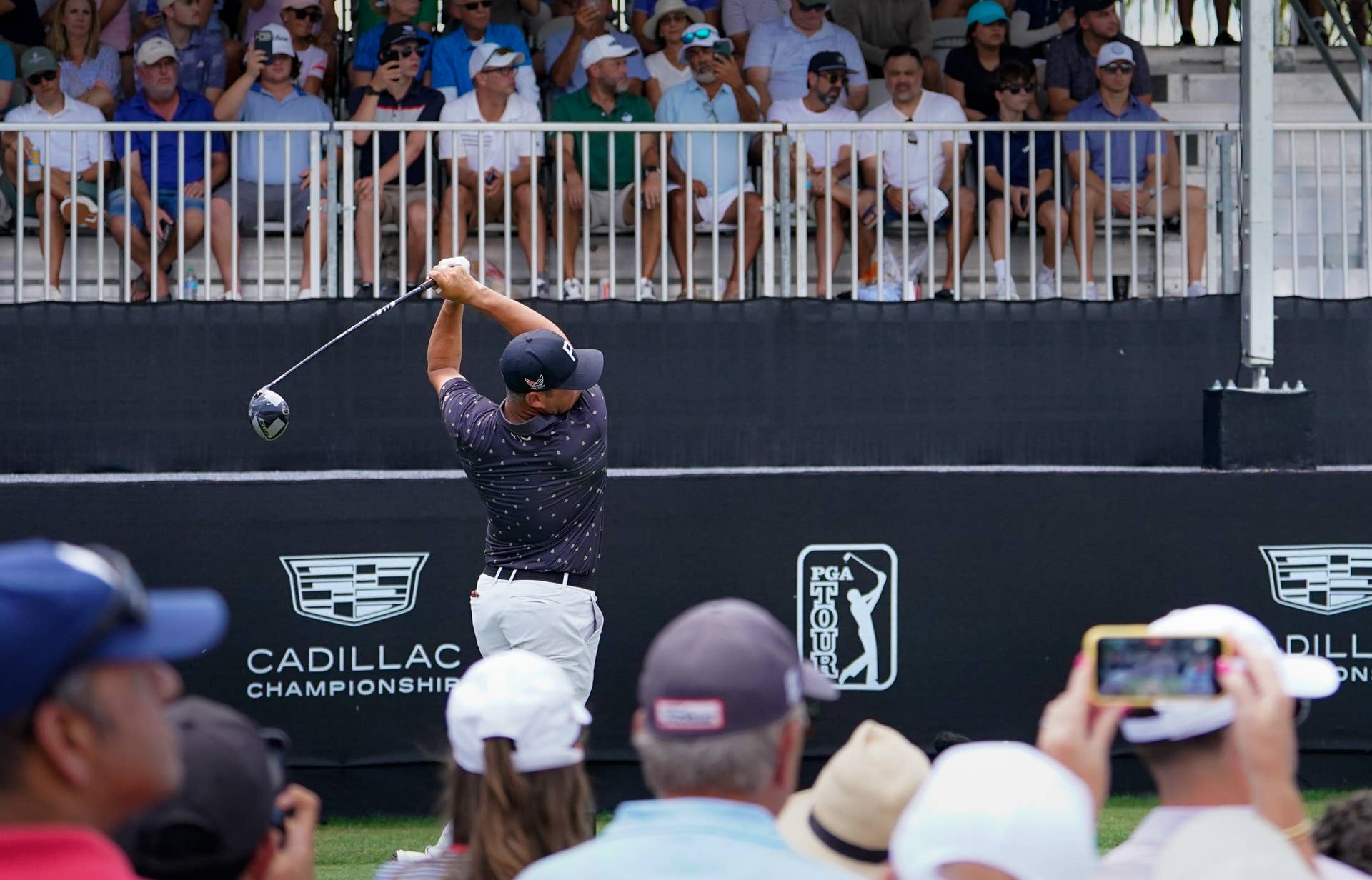 PGA Tour Event At Trump's Course Called Out For 'Terrible' Crowd - The Spun