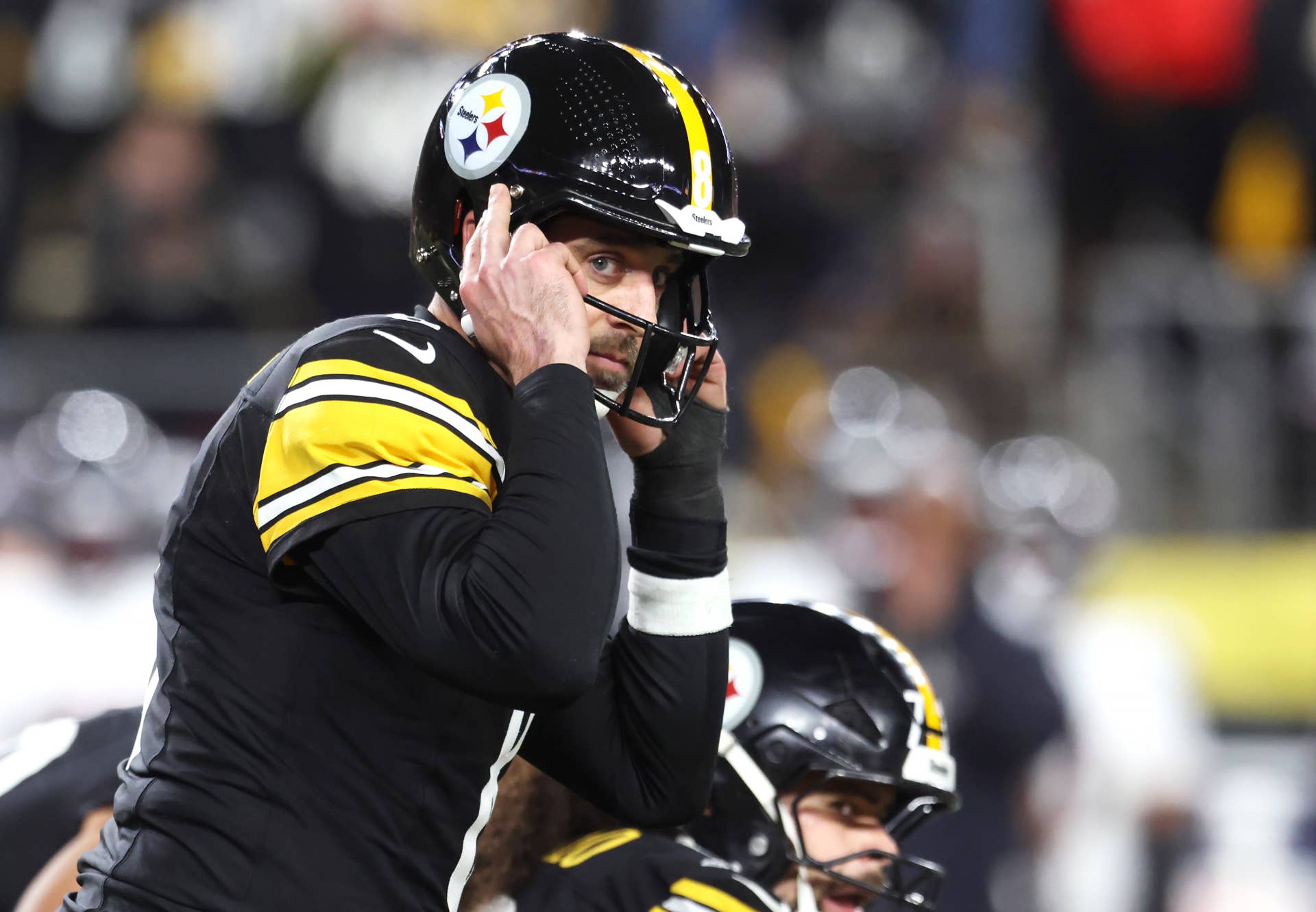 NFL Fans React To 2026 Being Aaron Rodgers' Final Season - The Spun
