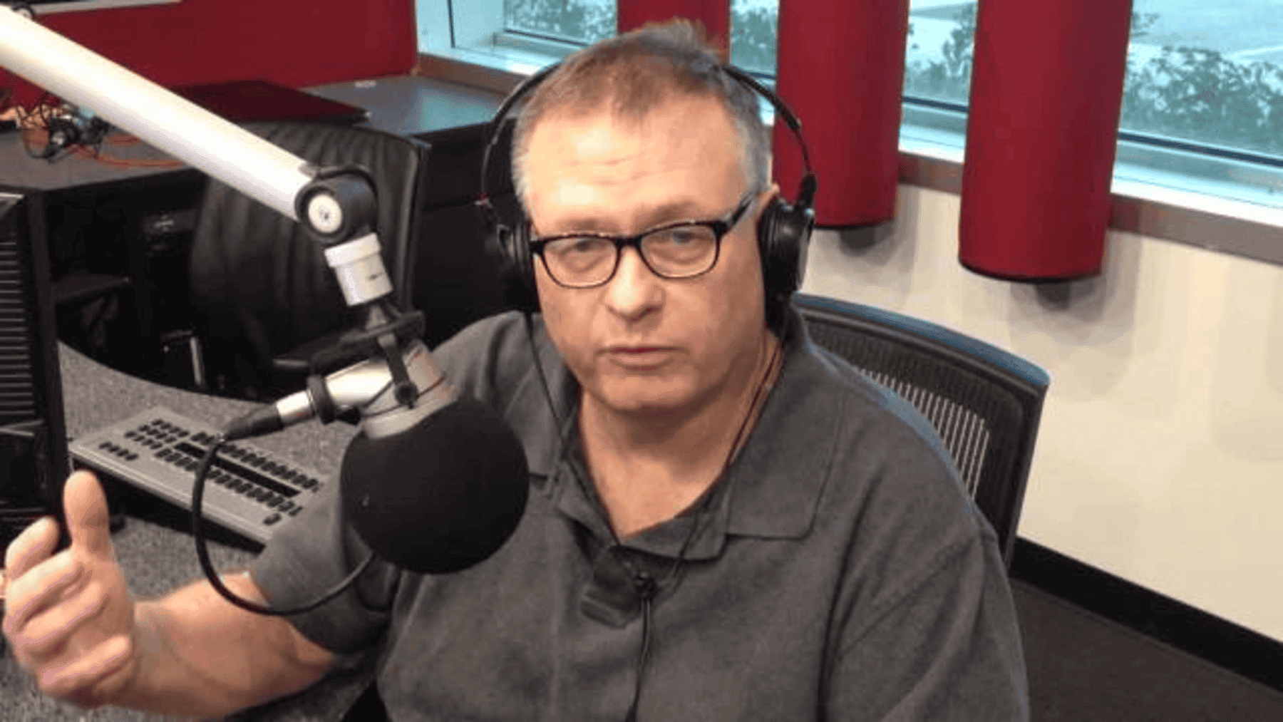 Beloved U.S. Sports Writer Pat Caputo Dead At 67 Thursday - The Spun