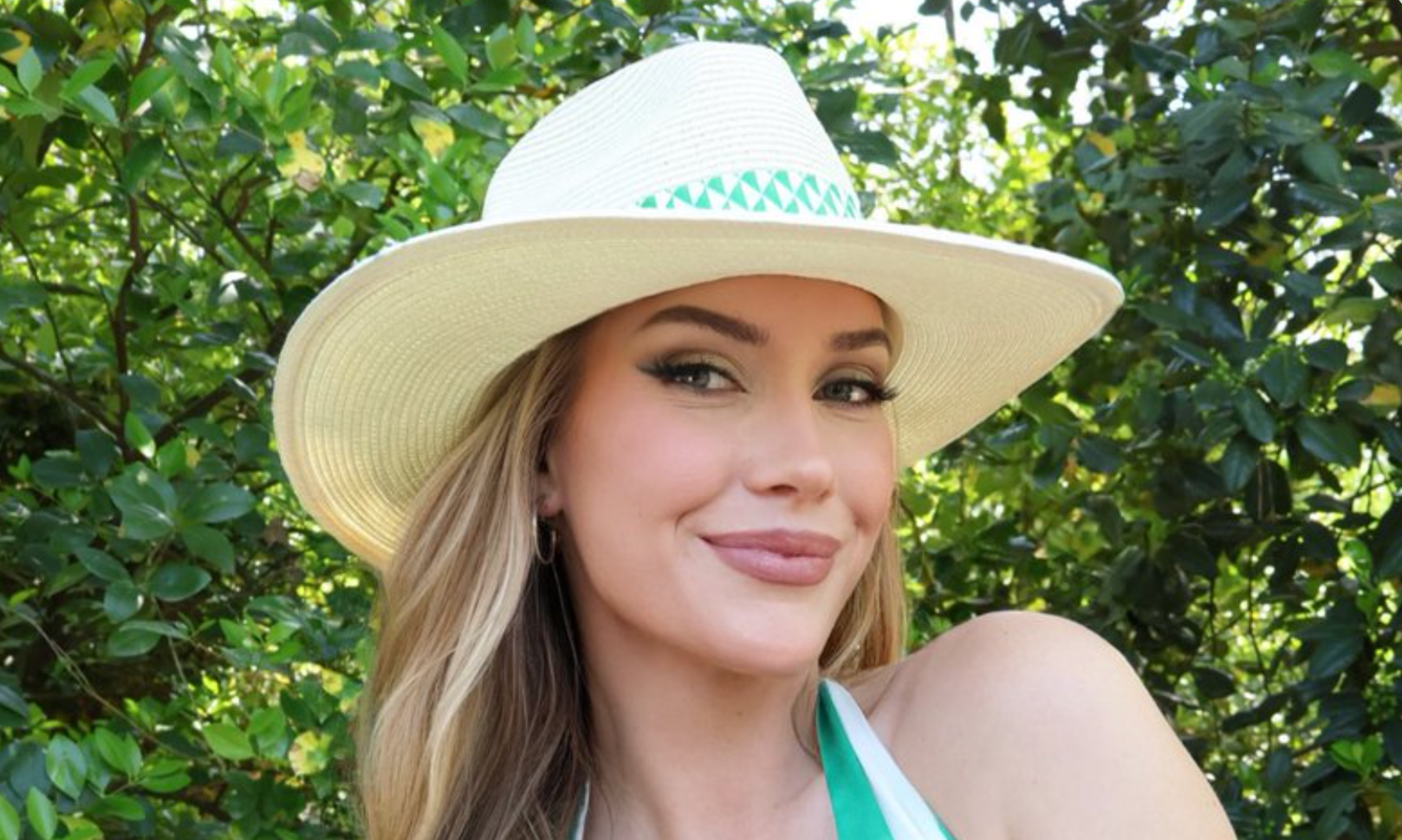 Golf Fans Obsessed With Paige Spiranac's Outfit At The Masters - The Spun