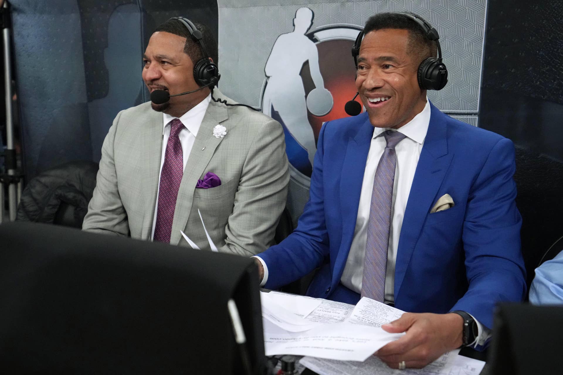Longtime Broadcaster Mark Jones Leaving ESPN After 36 Years - The Spun