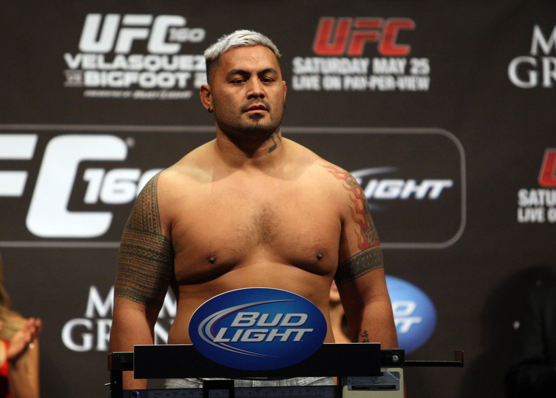 Report: Ex-UFC Star Mark Hunt Arrested On Troubling Charges In ...