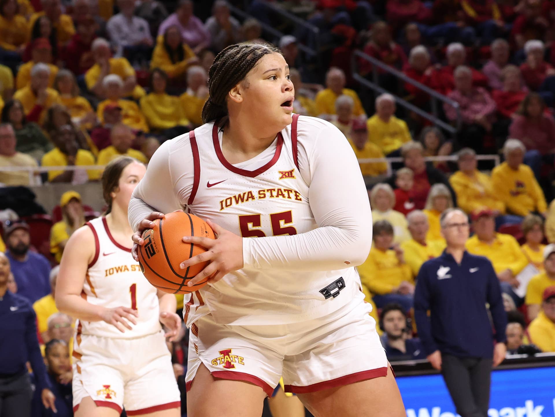 Top College Basketball Transfer Audi Crooks Has 2 Demands For Next Team ...