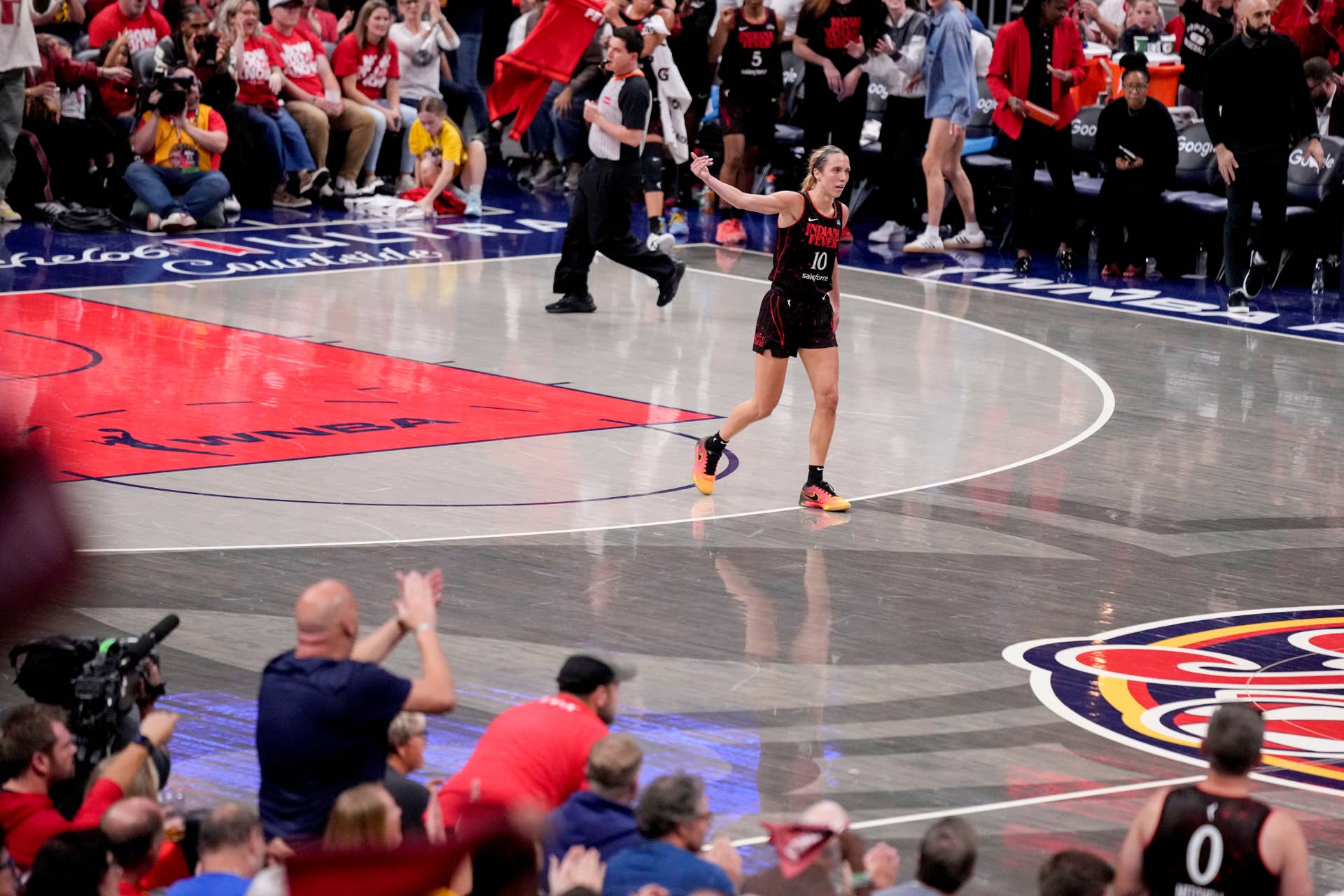 Indiana Fever's Bad Crowd Sparks Debate Among WNBA Fans - The Spun
