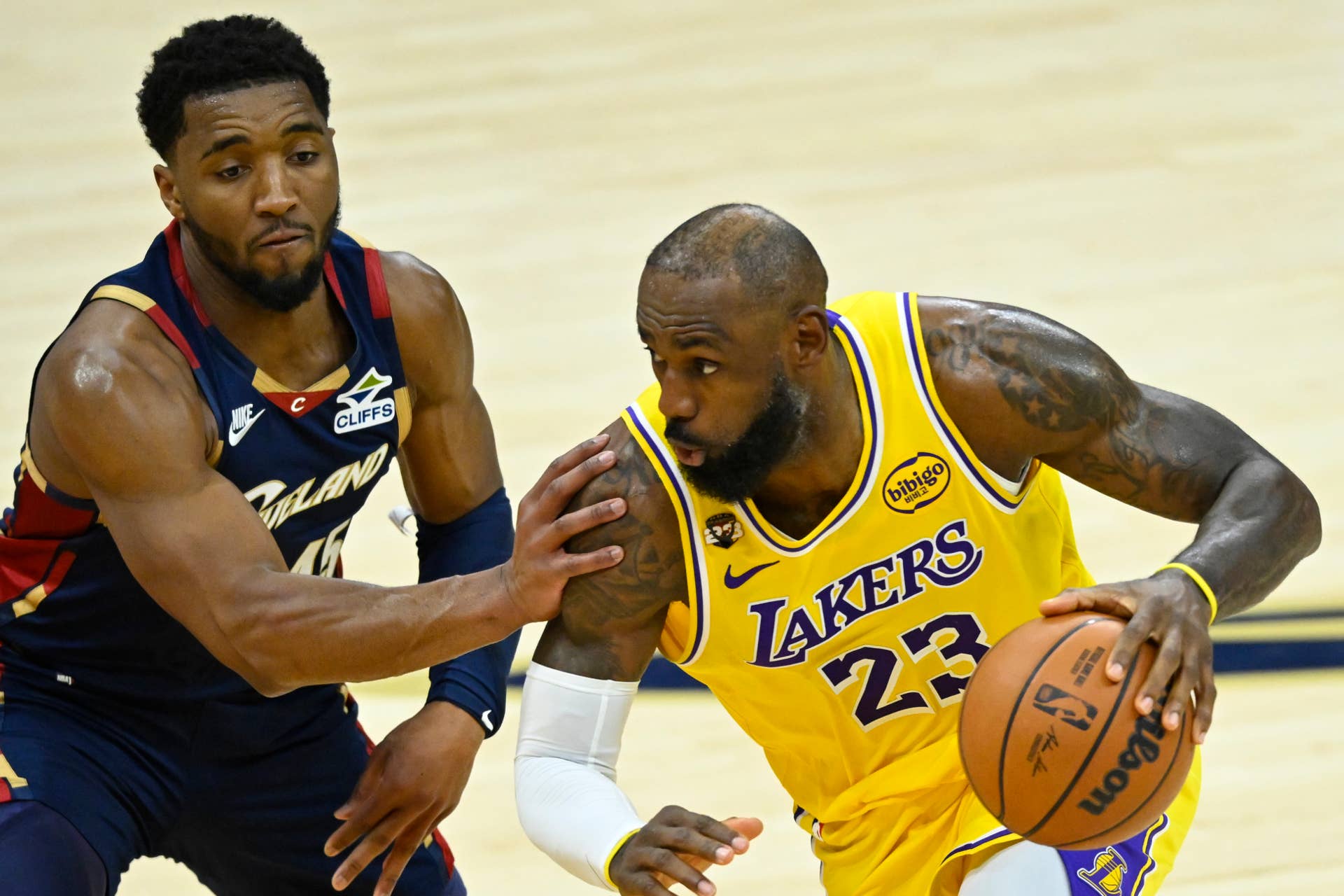 LeBron James, Cavaliers Trade Proposal Has NBA Fans Torn - The Spun