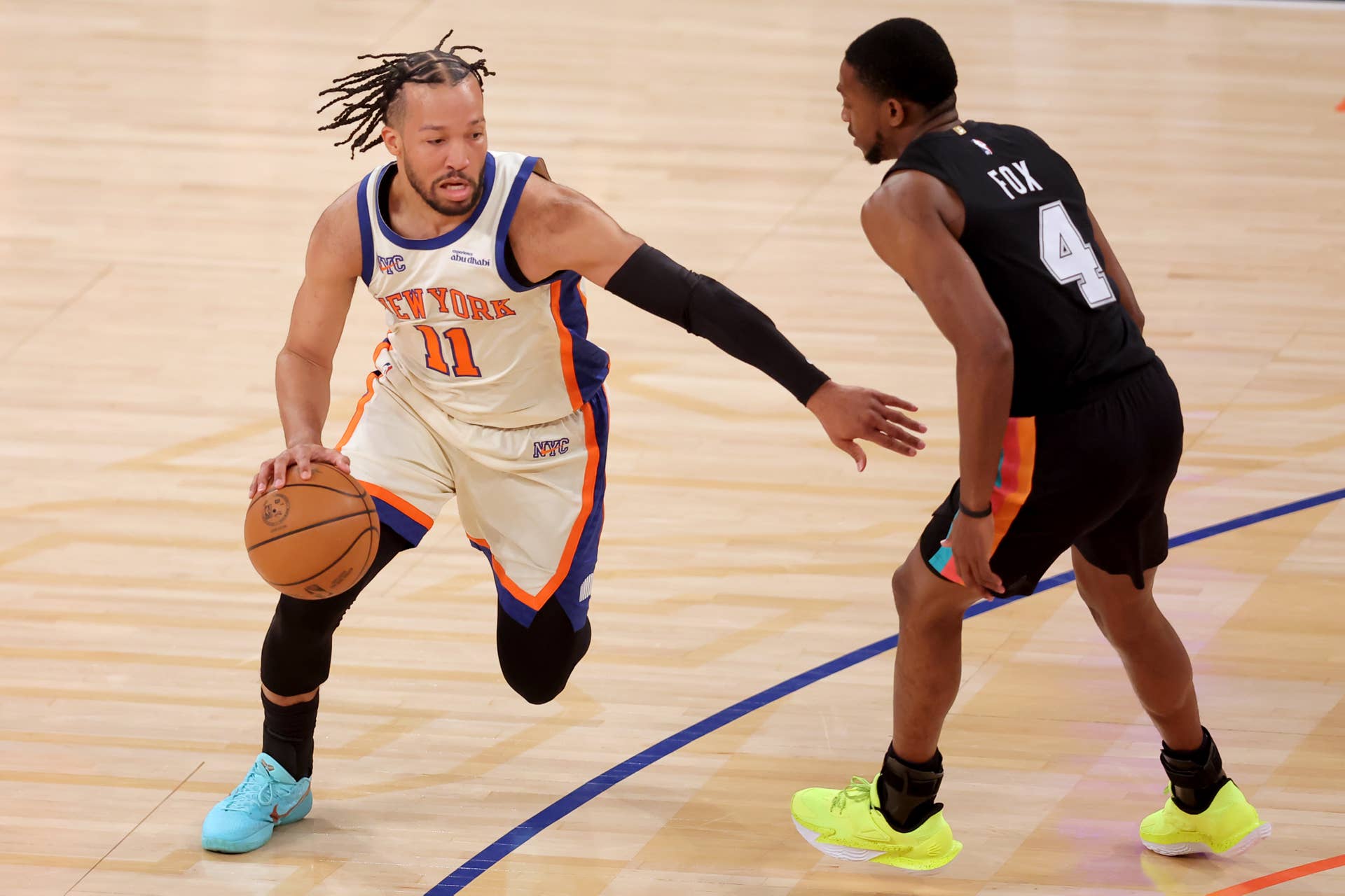 Get-In Price For Game 3 Of Knicks-Spurs NBA Finals Is Absurd - The Spun