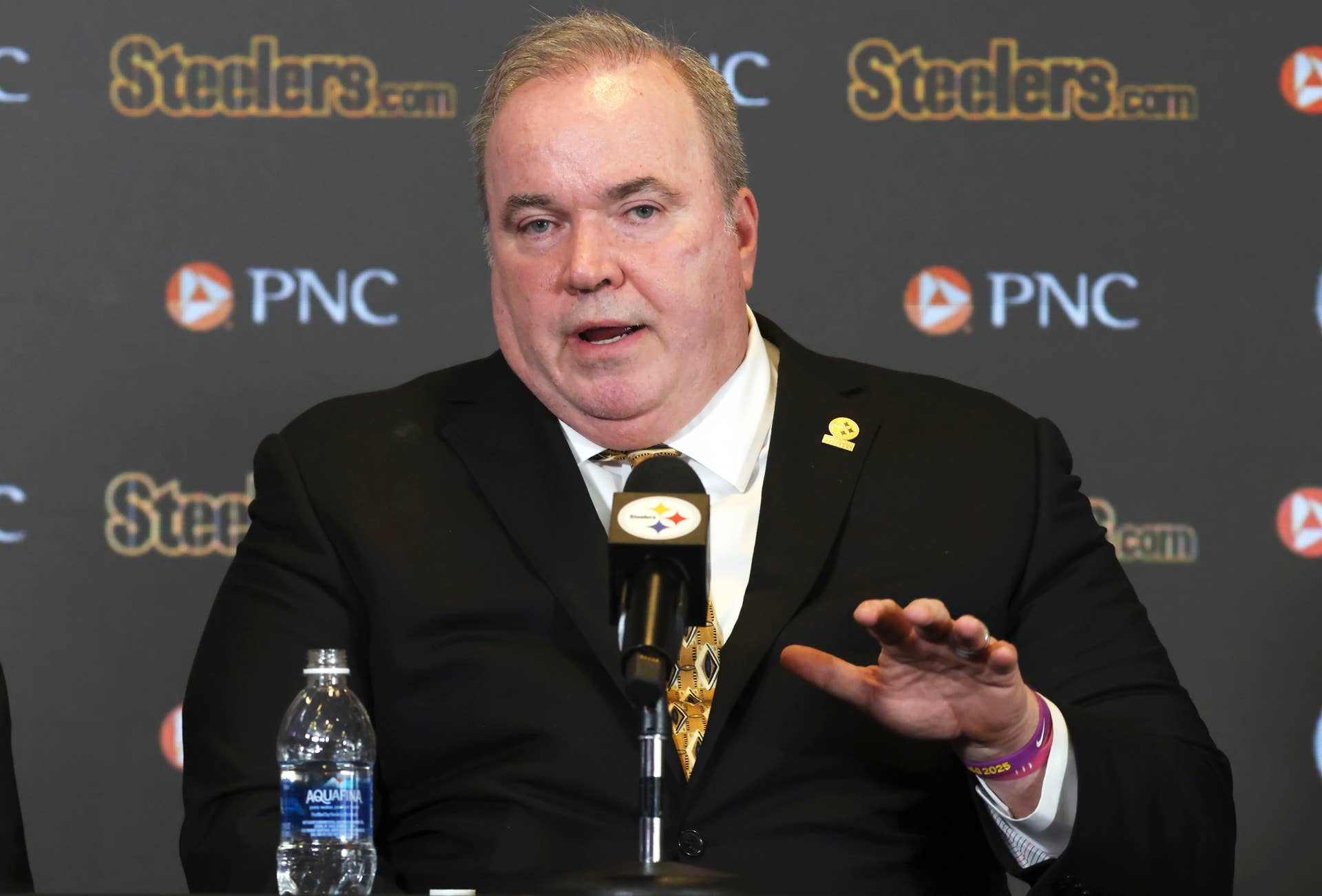 Pittsburgh Steelers Unexpectedly Fire Assistant Coach During OTAs - The ...