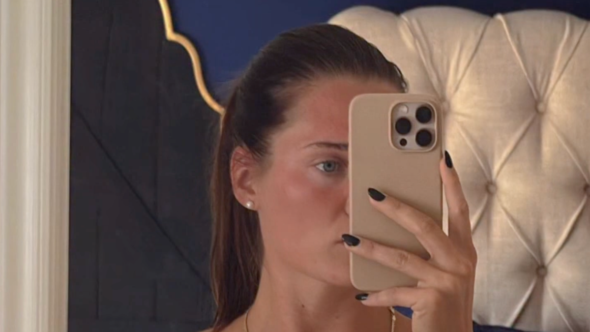 Olympics Star Causes Stir With 'Tiny' Pink Swimsuit Photo - The Spun